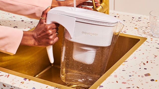 Watch Transform your tap water with the Aquagear Filter Pitcher. on ...
