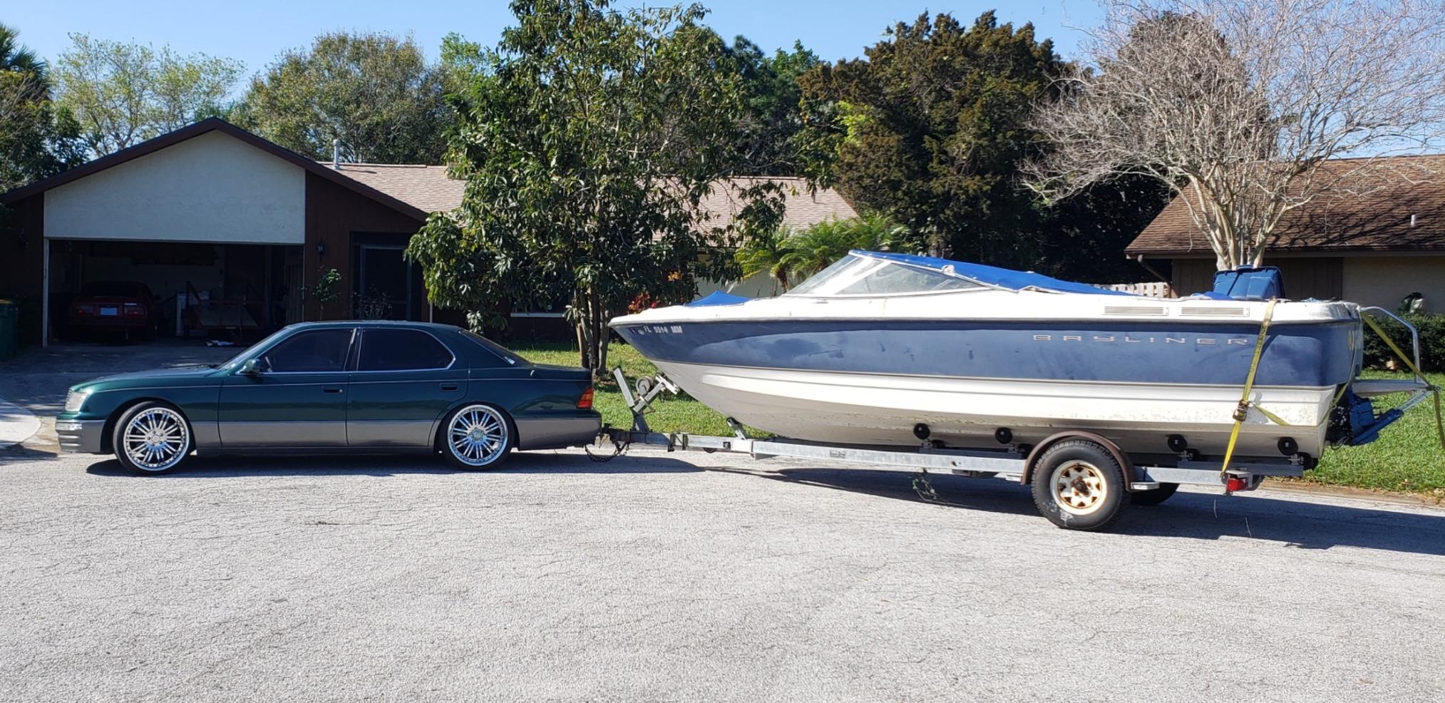 Amazon.com: CURT 12230 Class 2 Trailer Hitch, 1-1/4-Inch Receiver ...