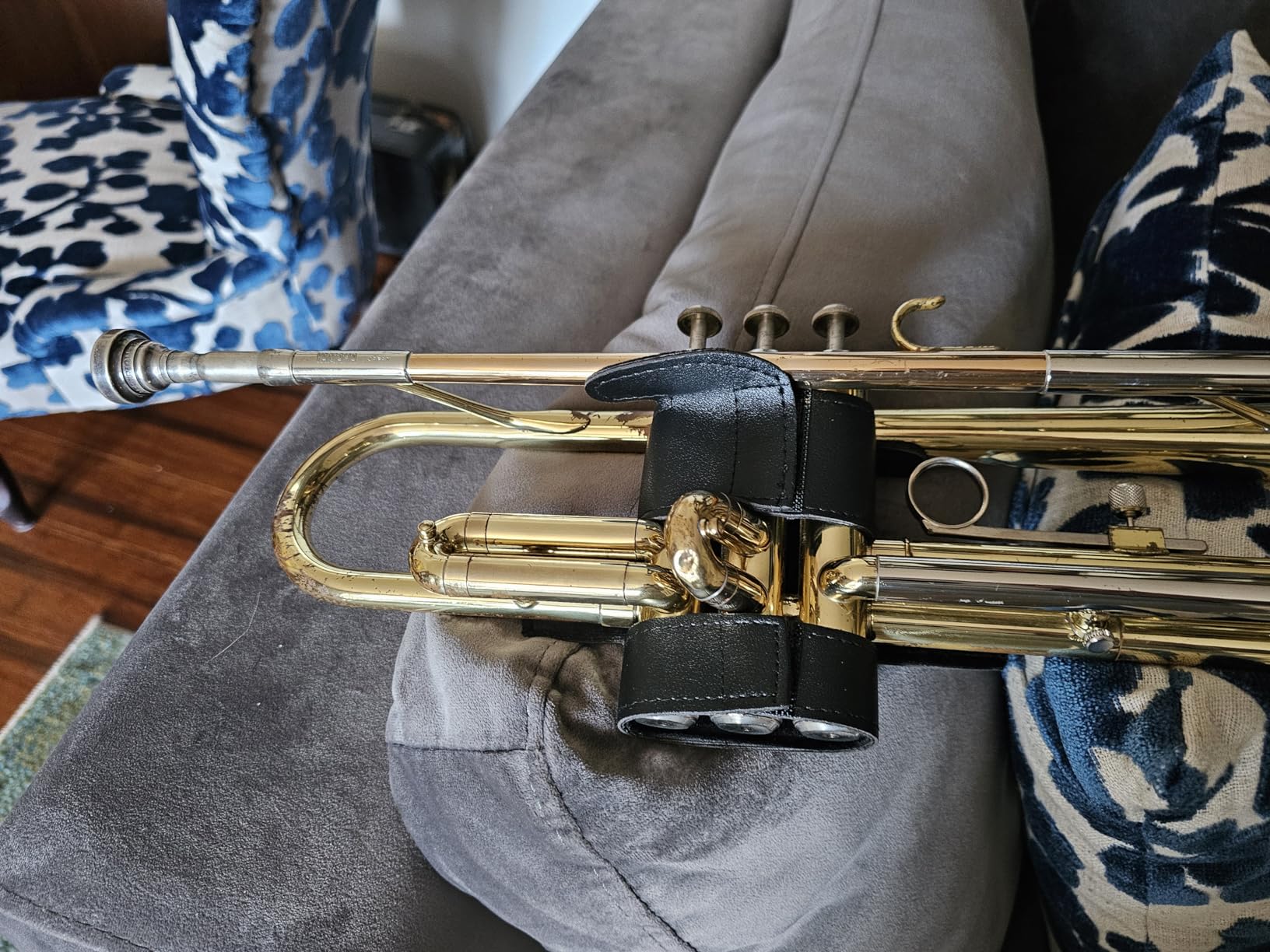 Amazon.com: ROWELL Trumpet Hand Guard Leather Trumpet Valve Guard ...