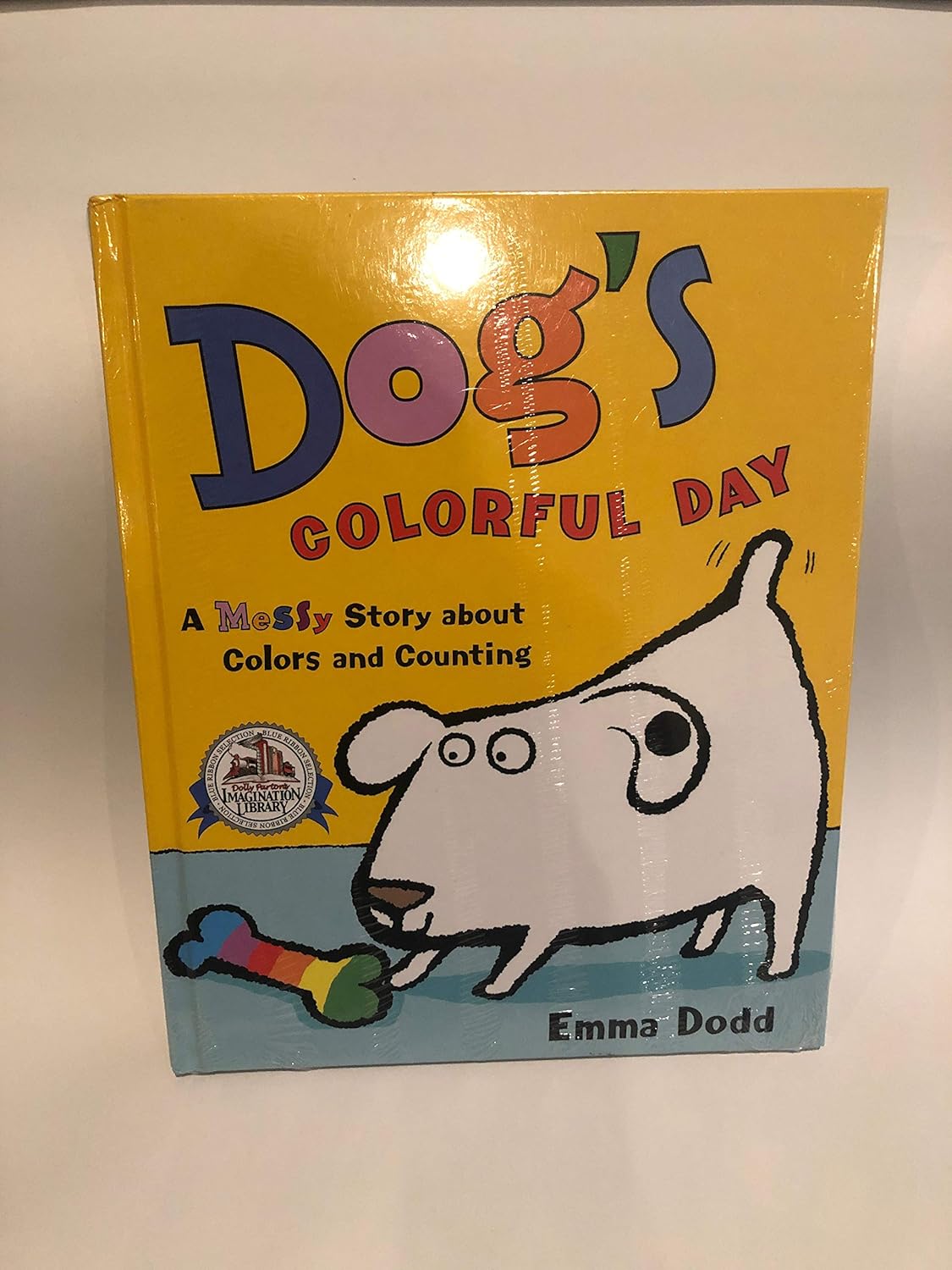 Dog's Colorful Day: Emma Dodd: 9780525556183: Amazon.com: Books