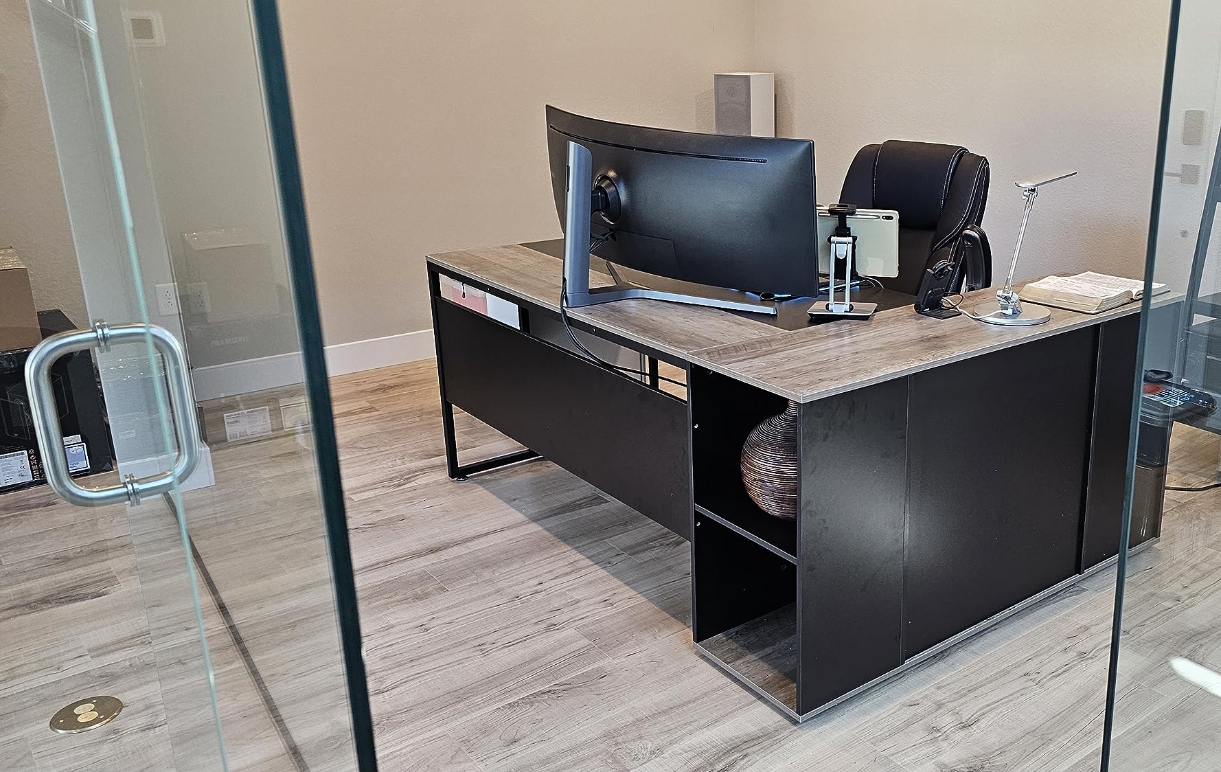$48/mo - Finance Tribesigns 71 inch Executive Desk, L Shaped Desk with ...