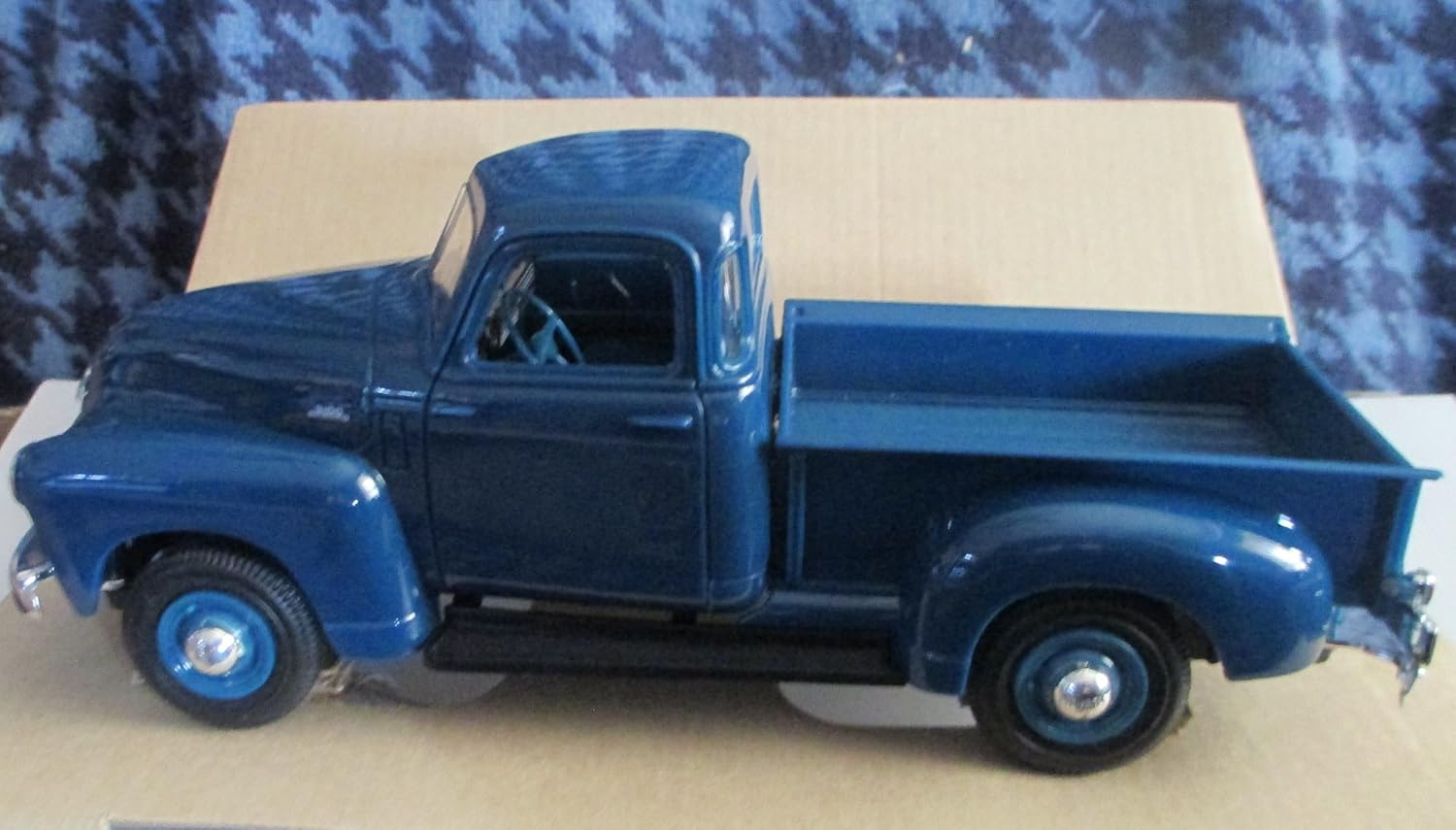 Amazon.com: #6287EO AMT/ ERTL 1950 Pickup,Mariner Blue 1/25 Scale ...
