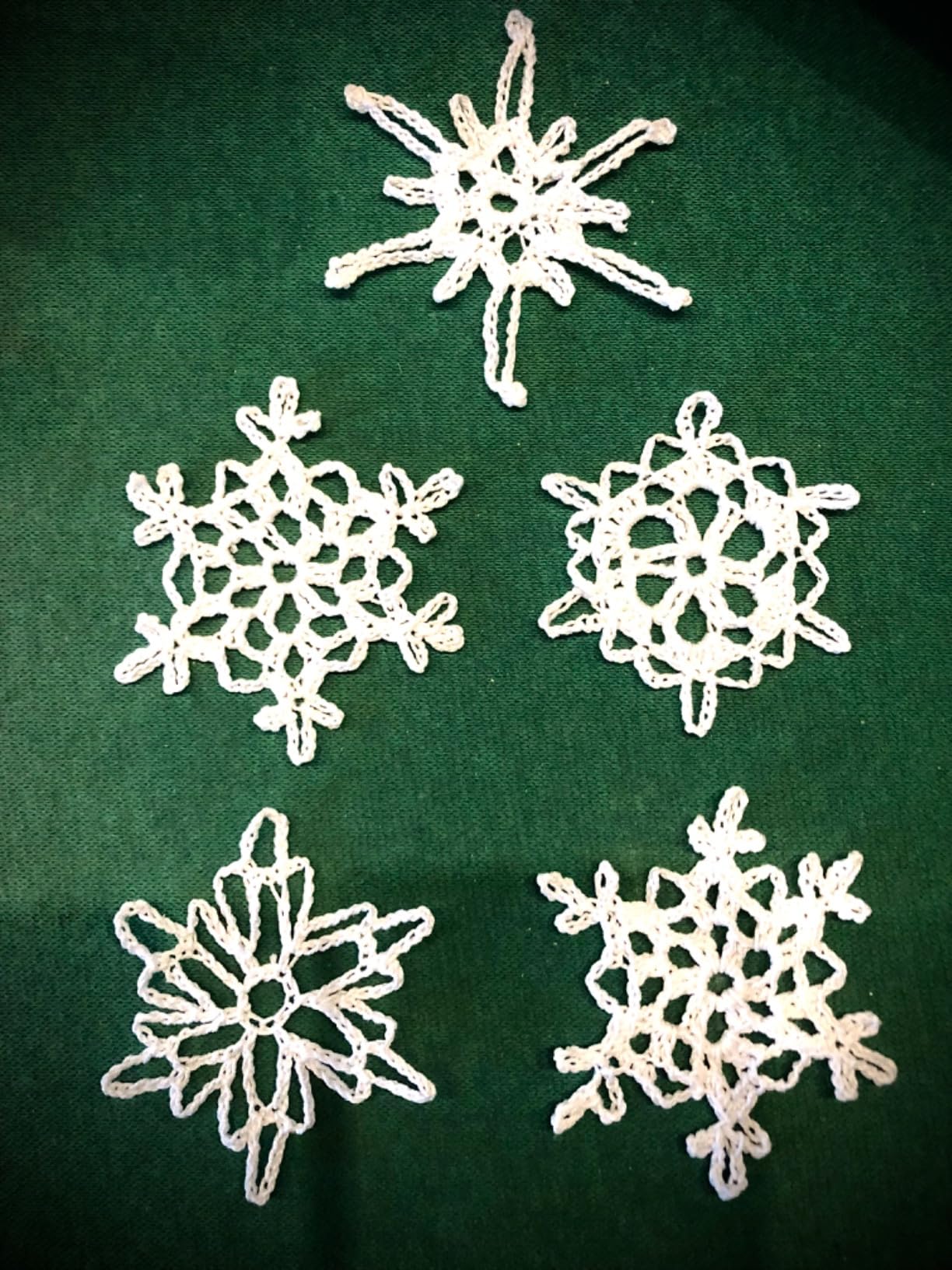 Amazon.it: Fiocchi di neve a uncinetto passo passo. Ediz. a colori ...