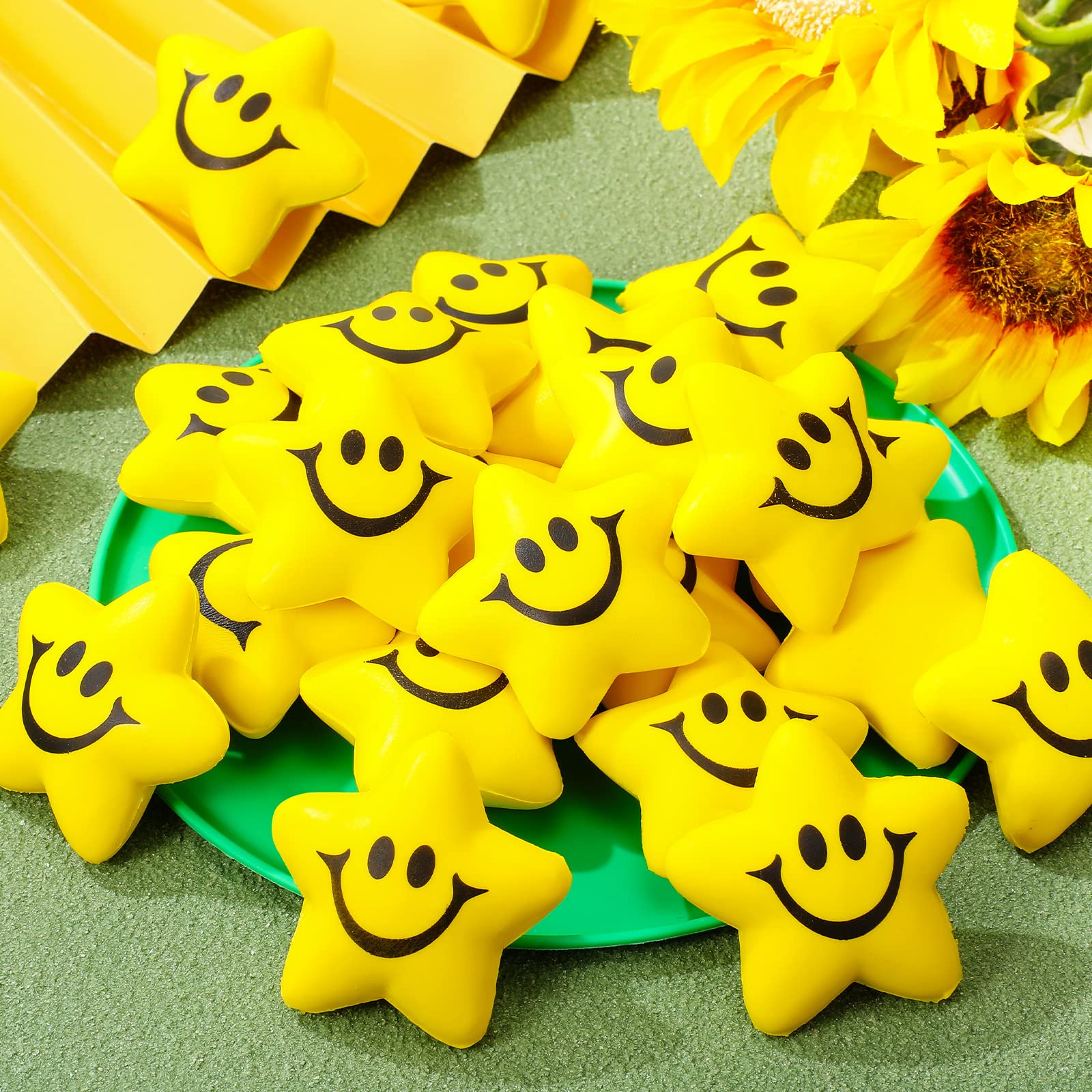 Snapklik.com : 60 Pieces Star Smile Face Stress Balls Bulk For Kids ...