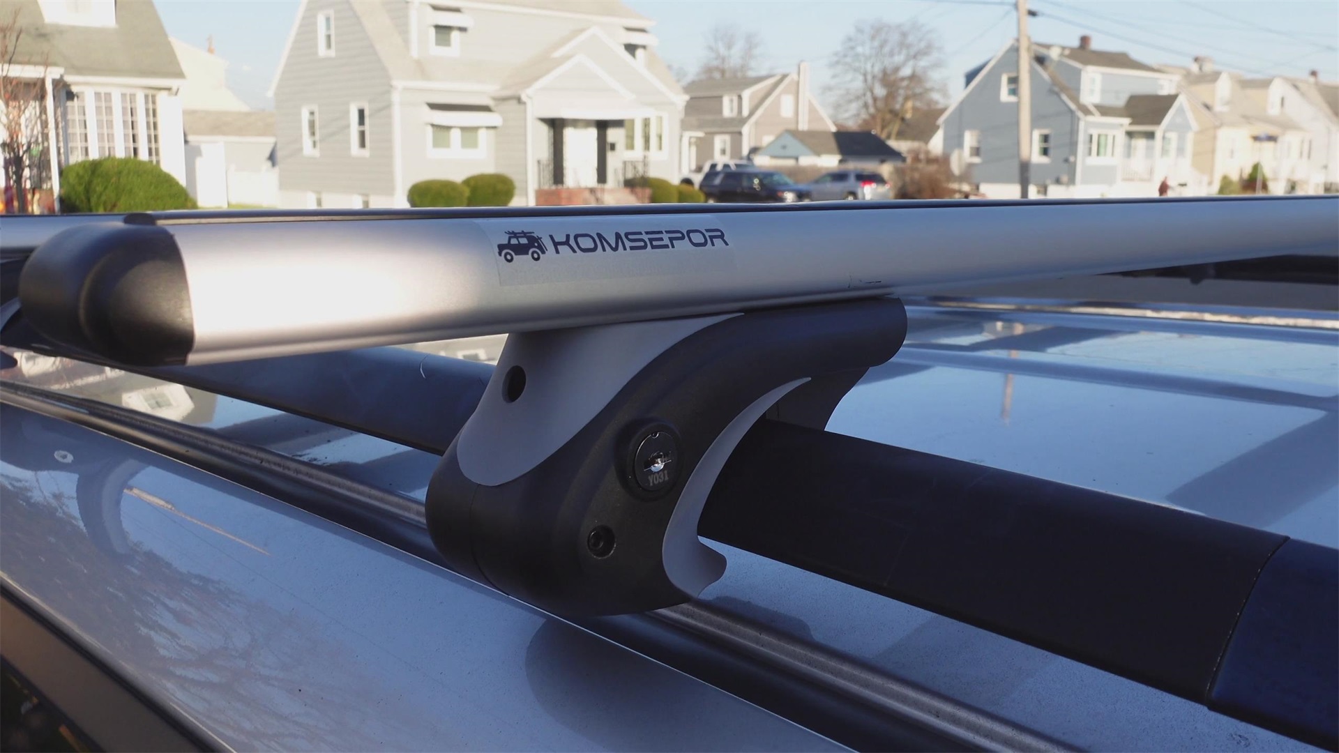 Watch 55" Adjustable Roof Rack Crossbar-Lockable, Easy To Install on ...