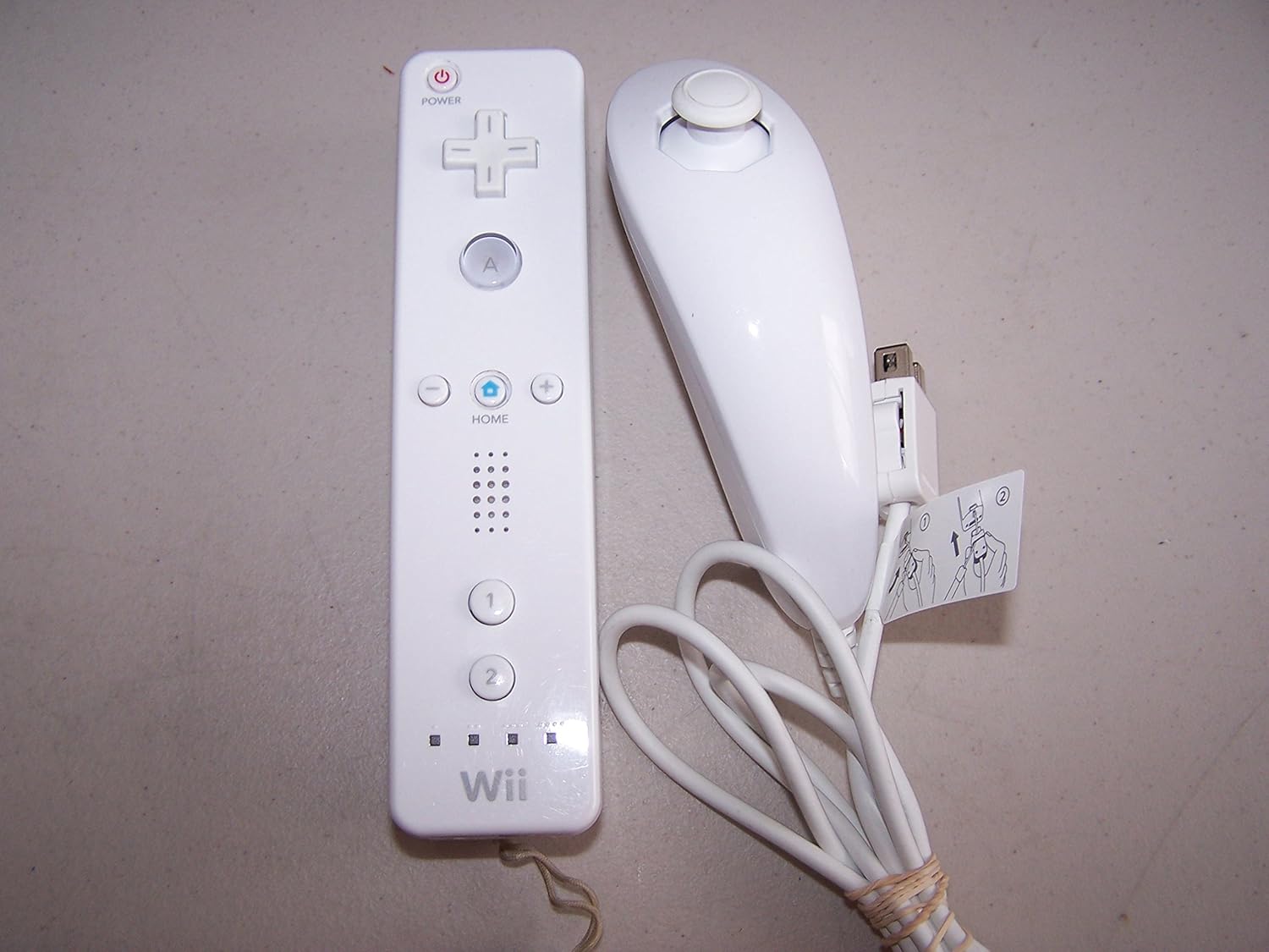 Amazon.com: Nintendo Wii Remote Wiimote & Nunchuck Set