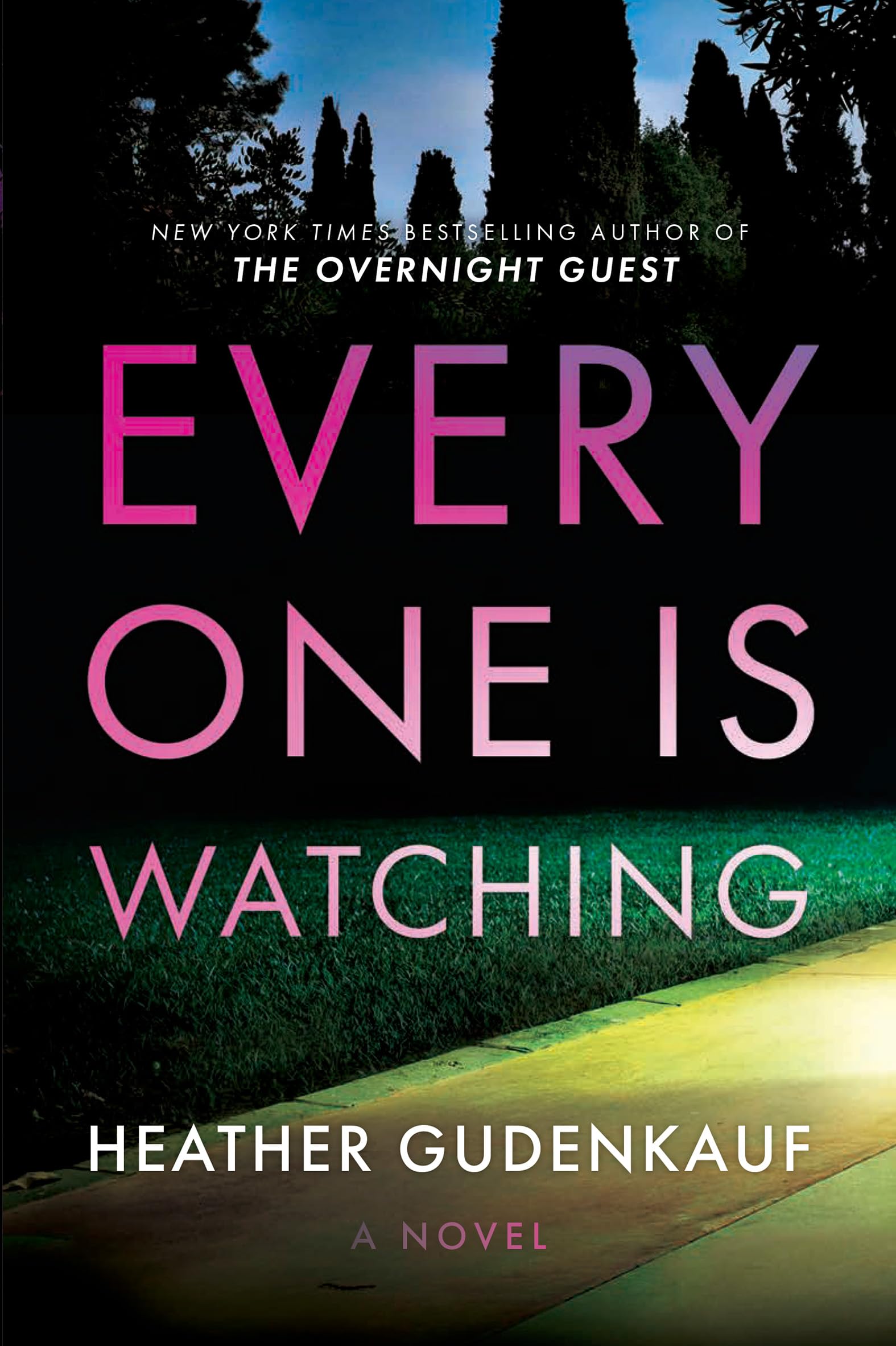 Amazon.com: Everyone Is Watching: A Locked-Room Thriller: 9780778310792 ...