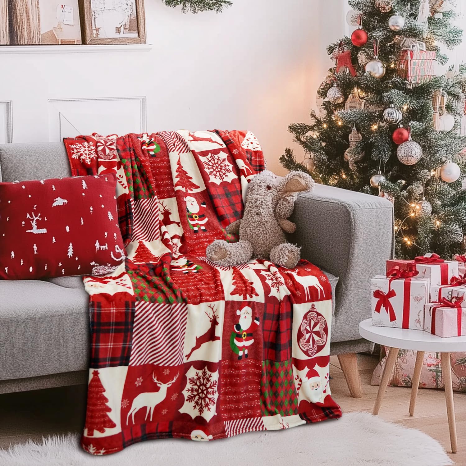 Amazon.com: Christmas Throw Blanket Soft Reindeer Santa Blankets ...