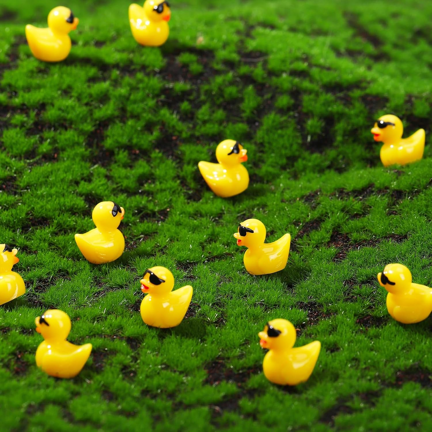 Fuyamp 120 piezas de pequeños patos con lentes de sol, mini patos de ...