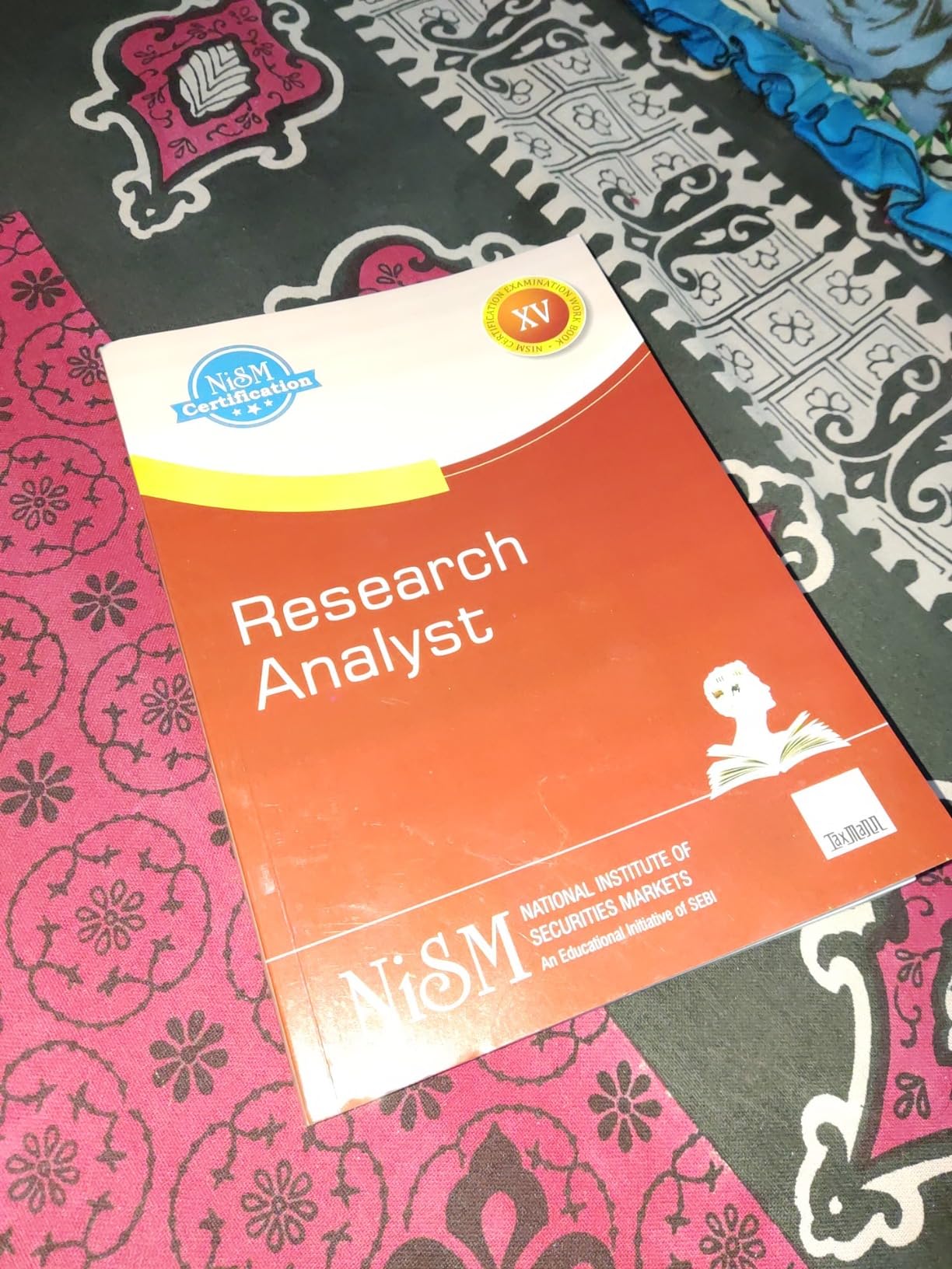 Buy NISM's Research Analyst – Comprehensive guide covering vital topics ...