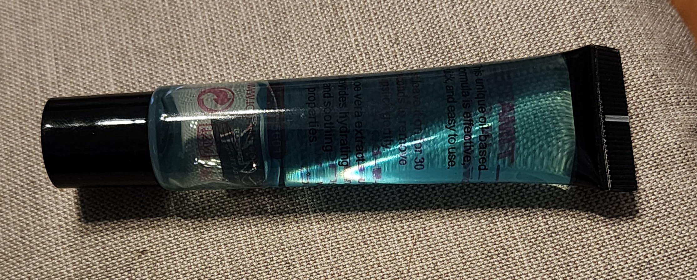 Amazon.com: Hydrating Ultimate Oil -In- Gel Lipstick Remover : Beauty ...