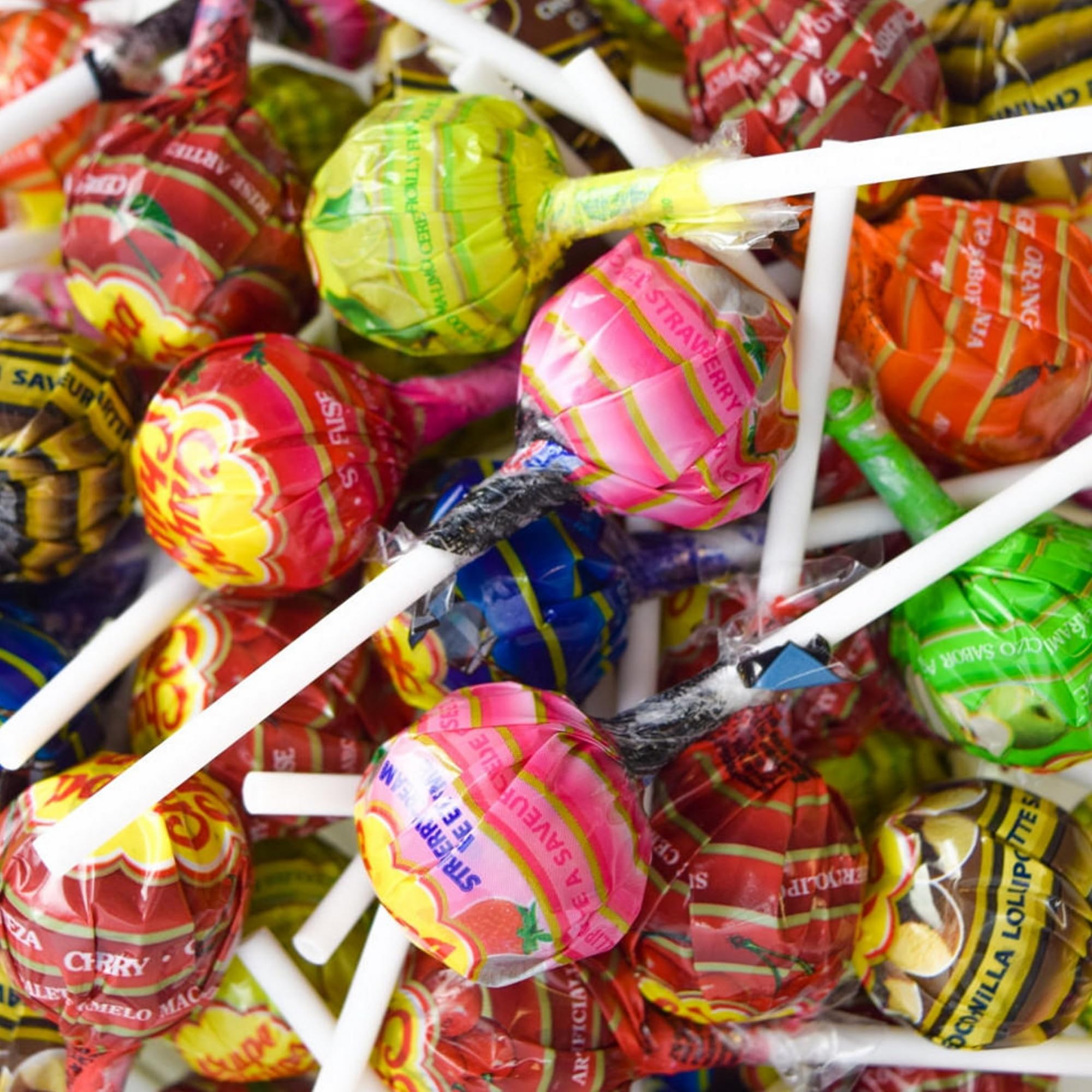 Buy Chupa Chups Lollipop 2LB Bag of Lollipops Individually Wrapped ...