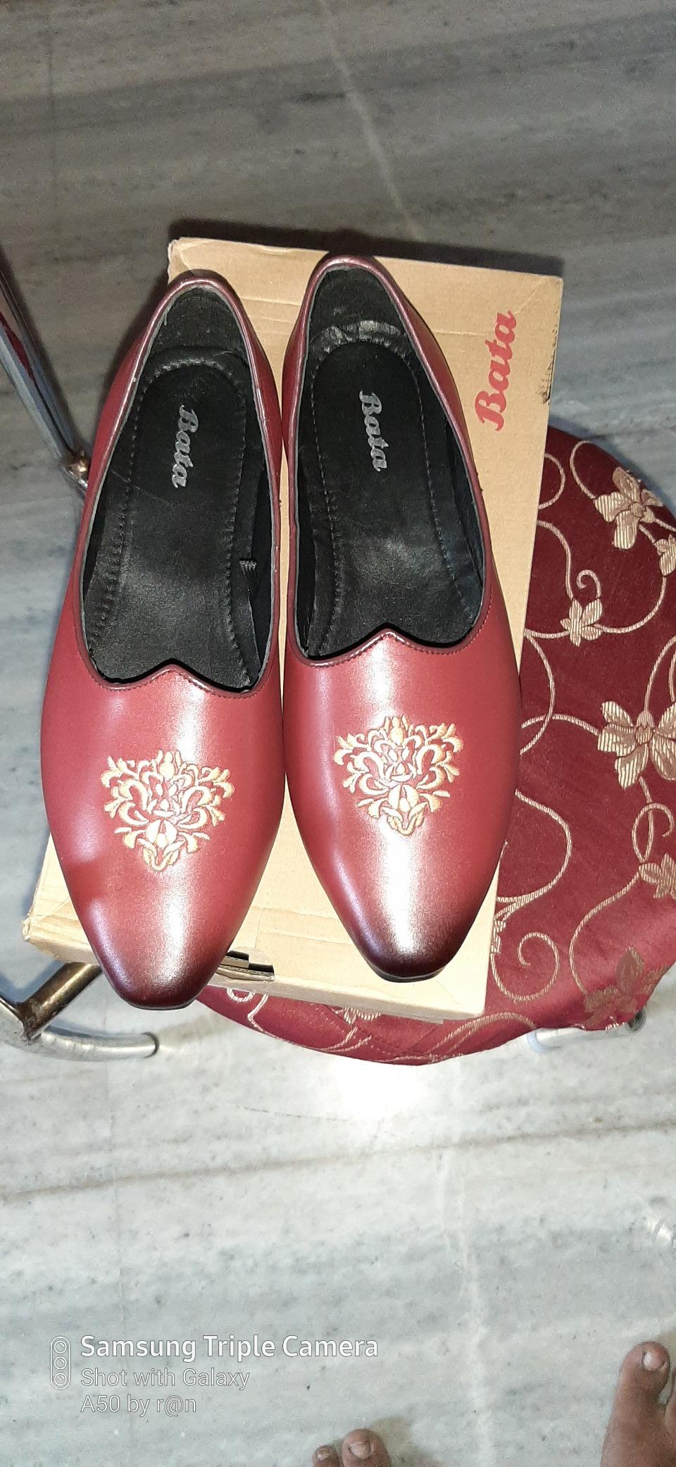 Bata Mens JALSA Ethnic Red Sneaker : Amazon.in: Shoes & Handbags