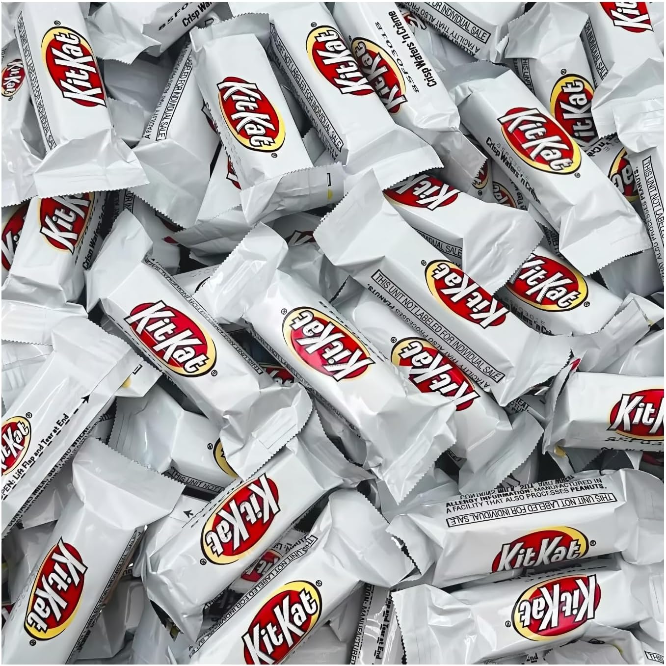 Amazon.com: KIT-KAT White Creme Chocolate Wafer Snack Size Candy Bag, 2 ...