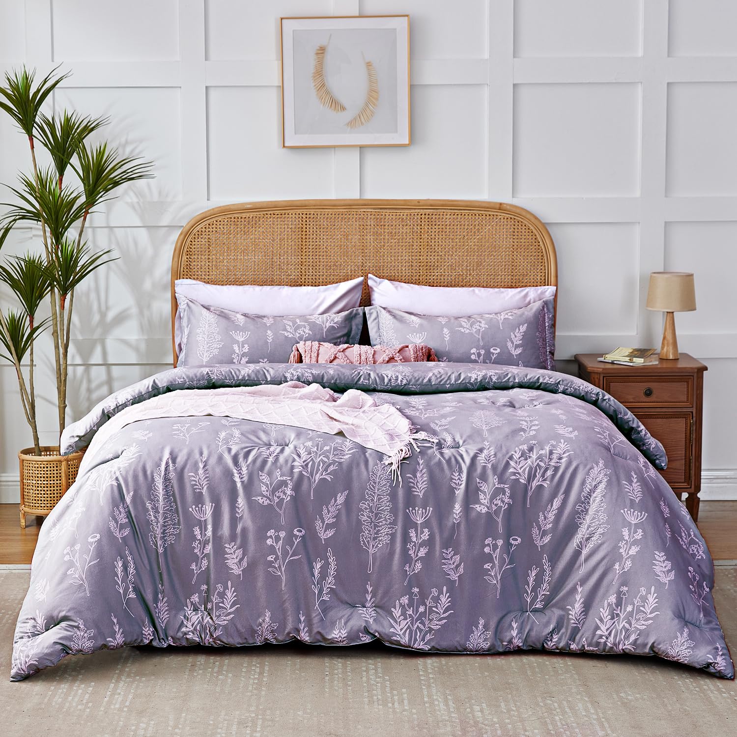 Amazon.com: Kozyhvn Floral Comforter Set Queen Lavender, Cute Flower ...