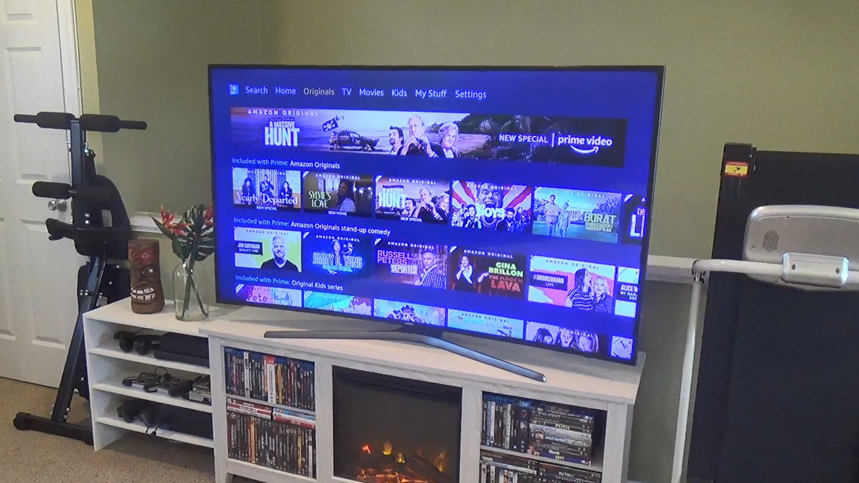 Watch Samsung 65 Inch Curved 4K Smart TV Review and Close Look on ...