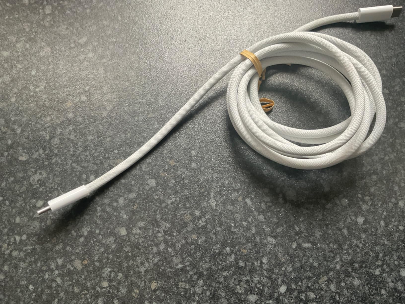 Apple 240W USB-C Charge Cable (2m) : Amazon.co.uk: Computers & Accessories