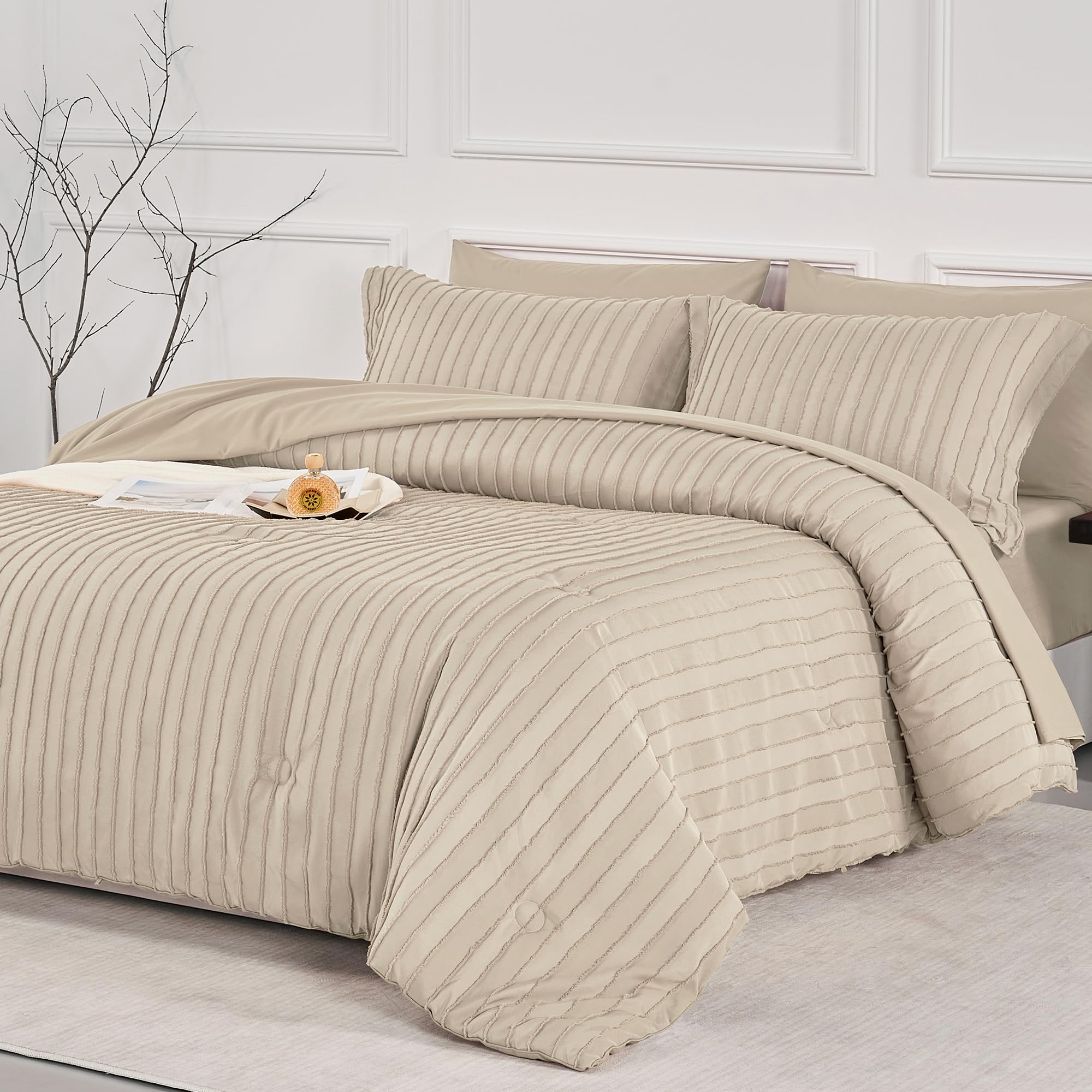 Amazon.com: JELLYMONI Twin Comforter Set - Cream Grey Striped Tufted ...