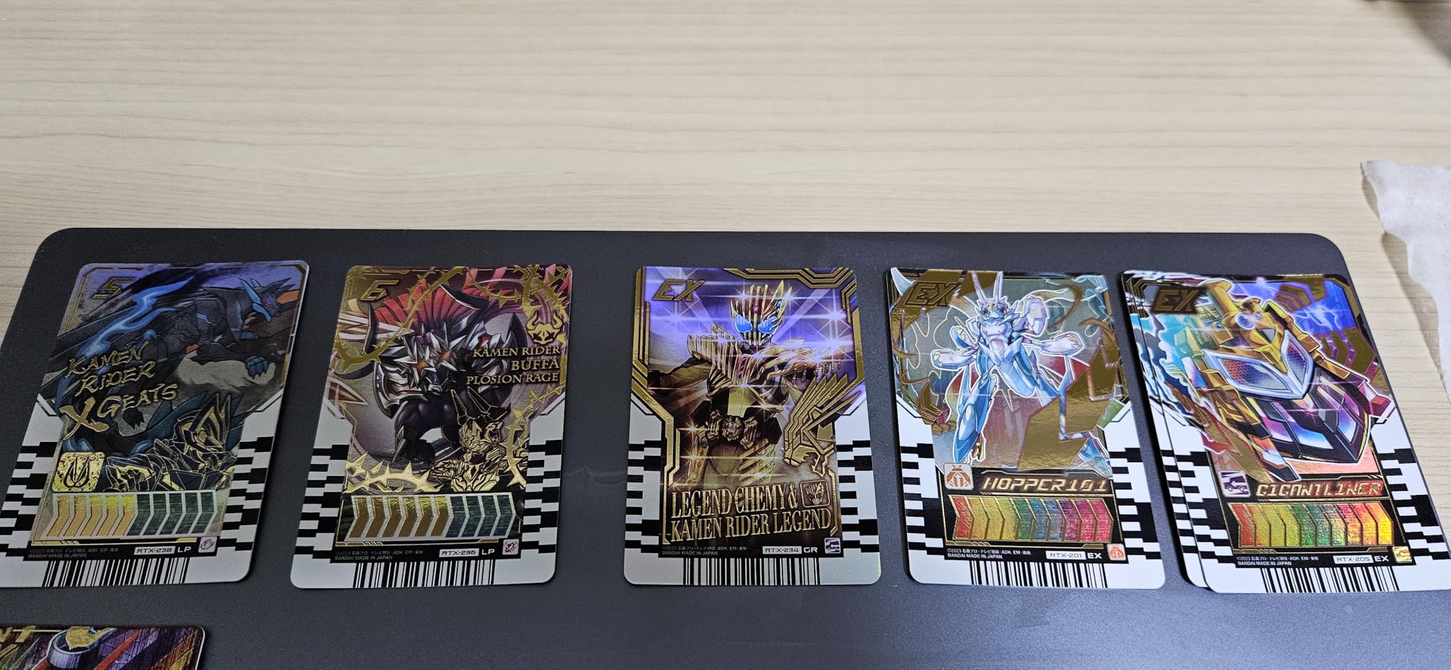 Amazon.co.jp: BANDAI Kamen Rider Gatchard Ride Chemey Trading Card PHASE: EX02 (Box) 10 Pack ...