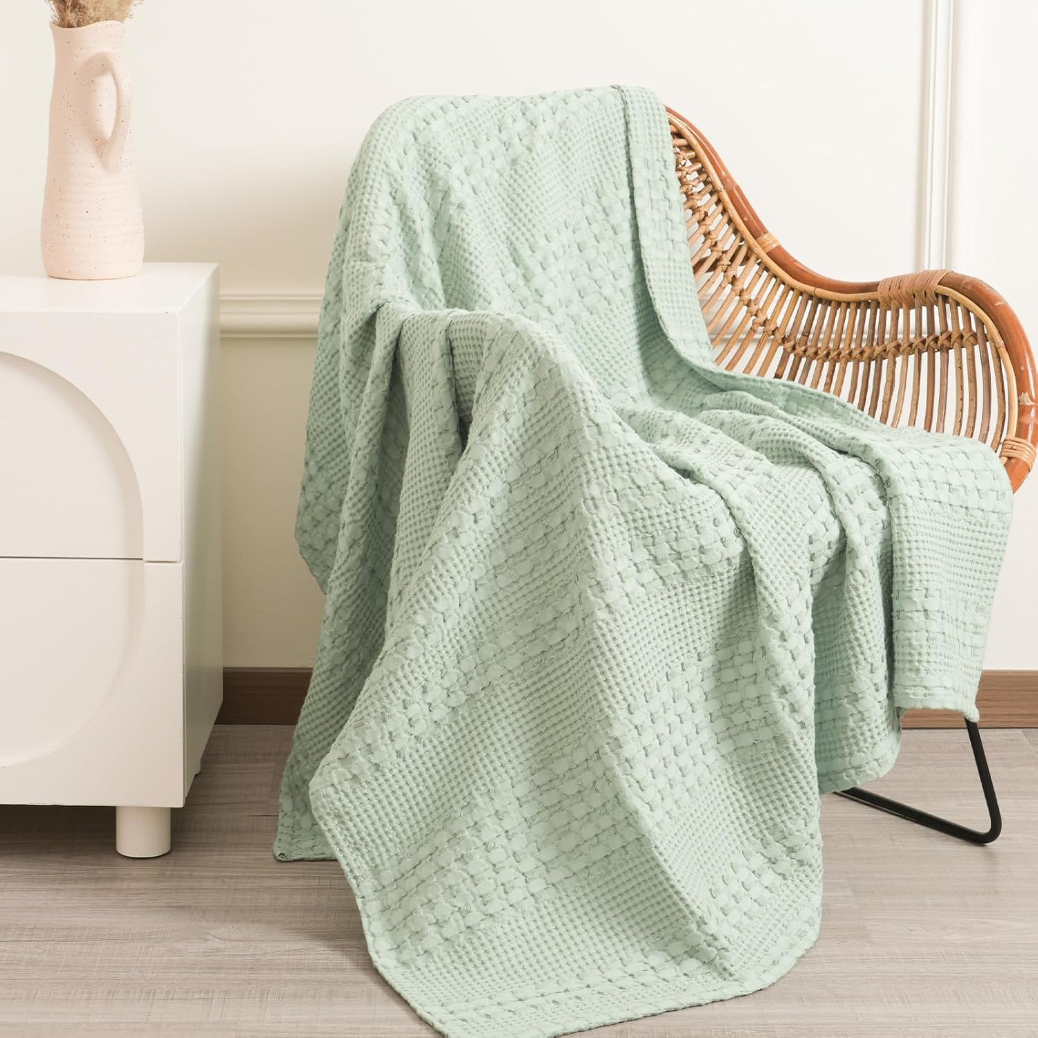 Amazon.com: PHF 100% Cotton Waffle Weave Throw Blanket - Lightweight ...