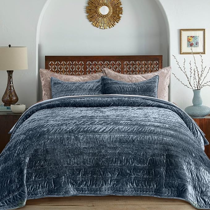 Amazon.com: EVERGRACE Luxury Ruched Velvet Quilt King Size, Ultra Soft ...