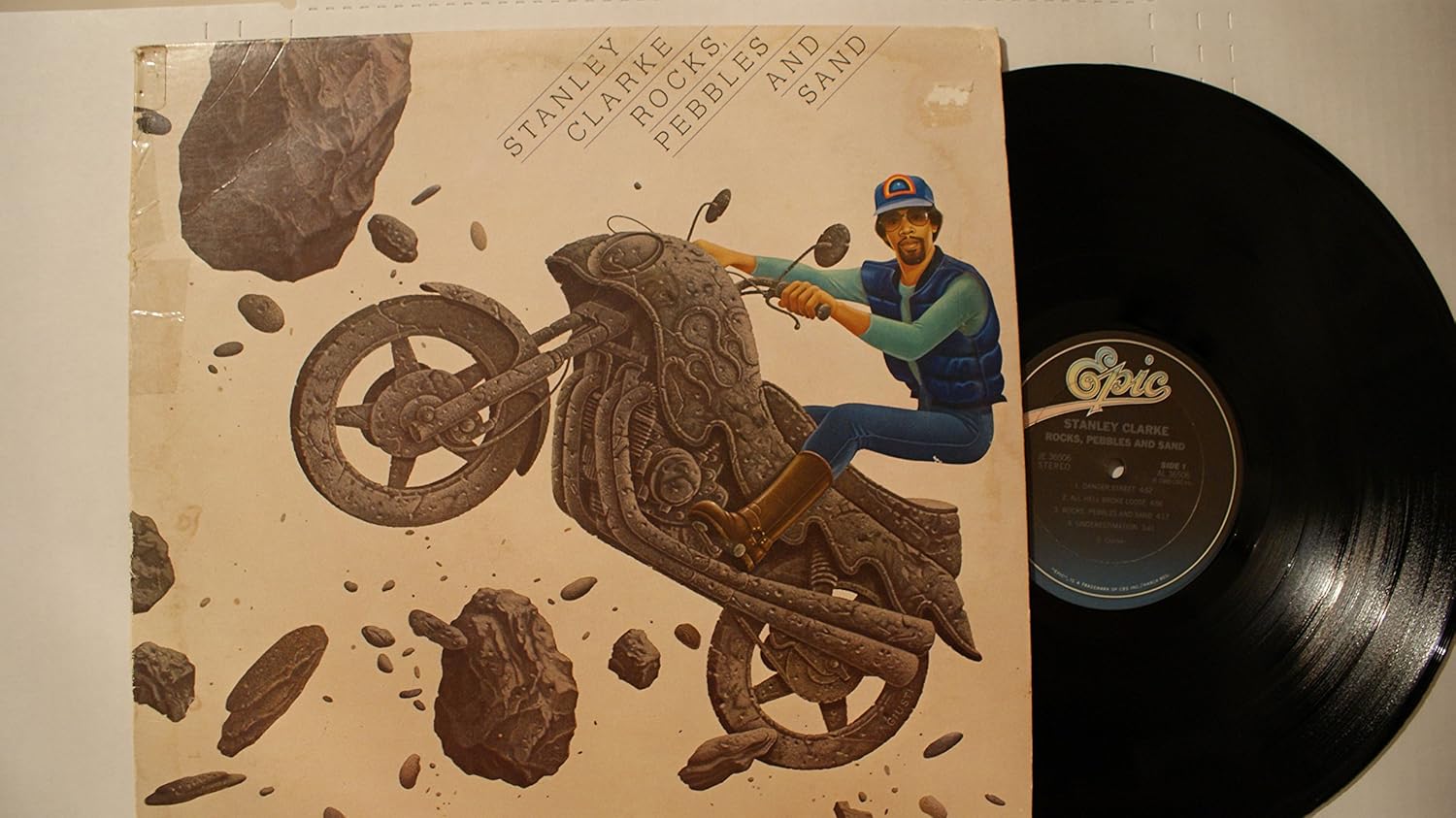 Amazon.co.jp: Stanley Clarke : Rocks, Pebbles And Sand - ミュージック