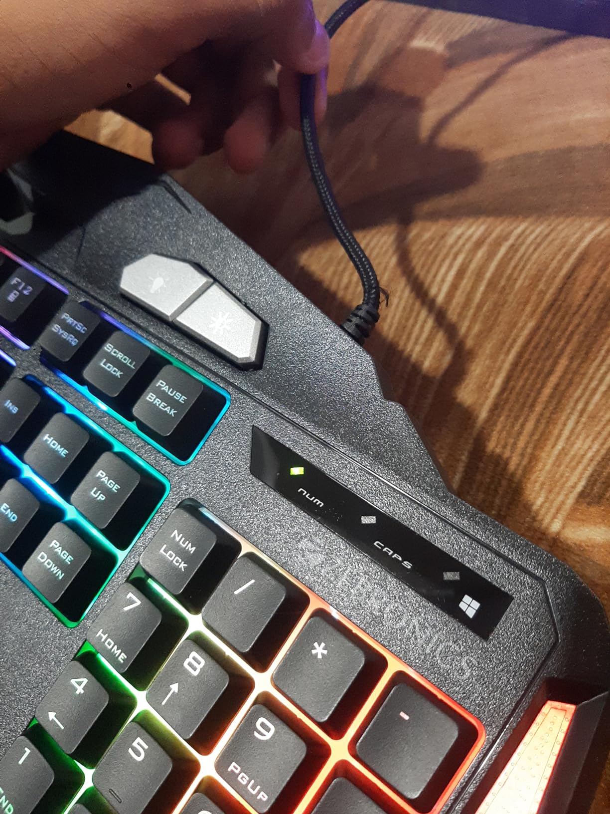 Amazon.in: Buy ZEBRONICS Zeb-Magnus USB Gaming Keyboard with 4 Modes ...