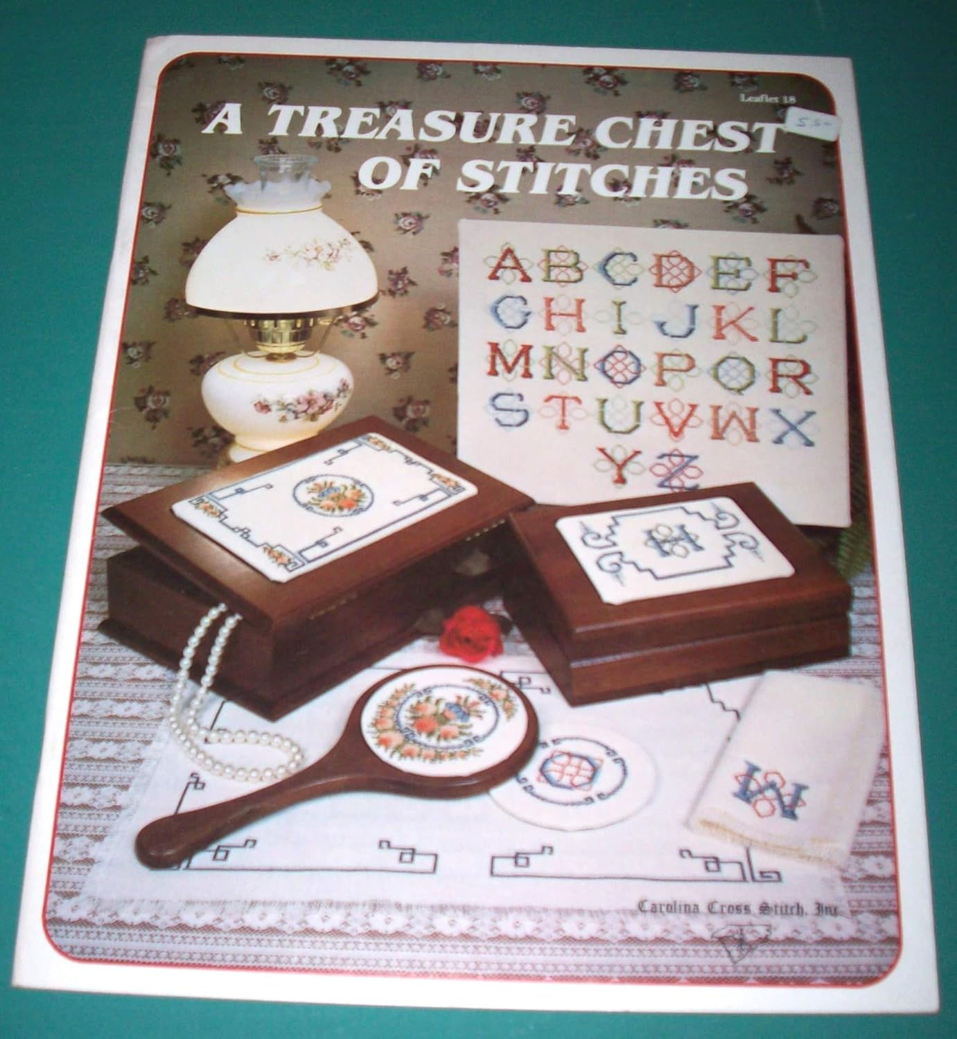 A Treasure Chest of Stitches #18: Amazon.com: Books