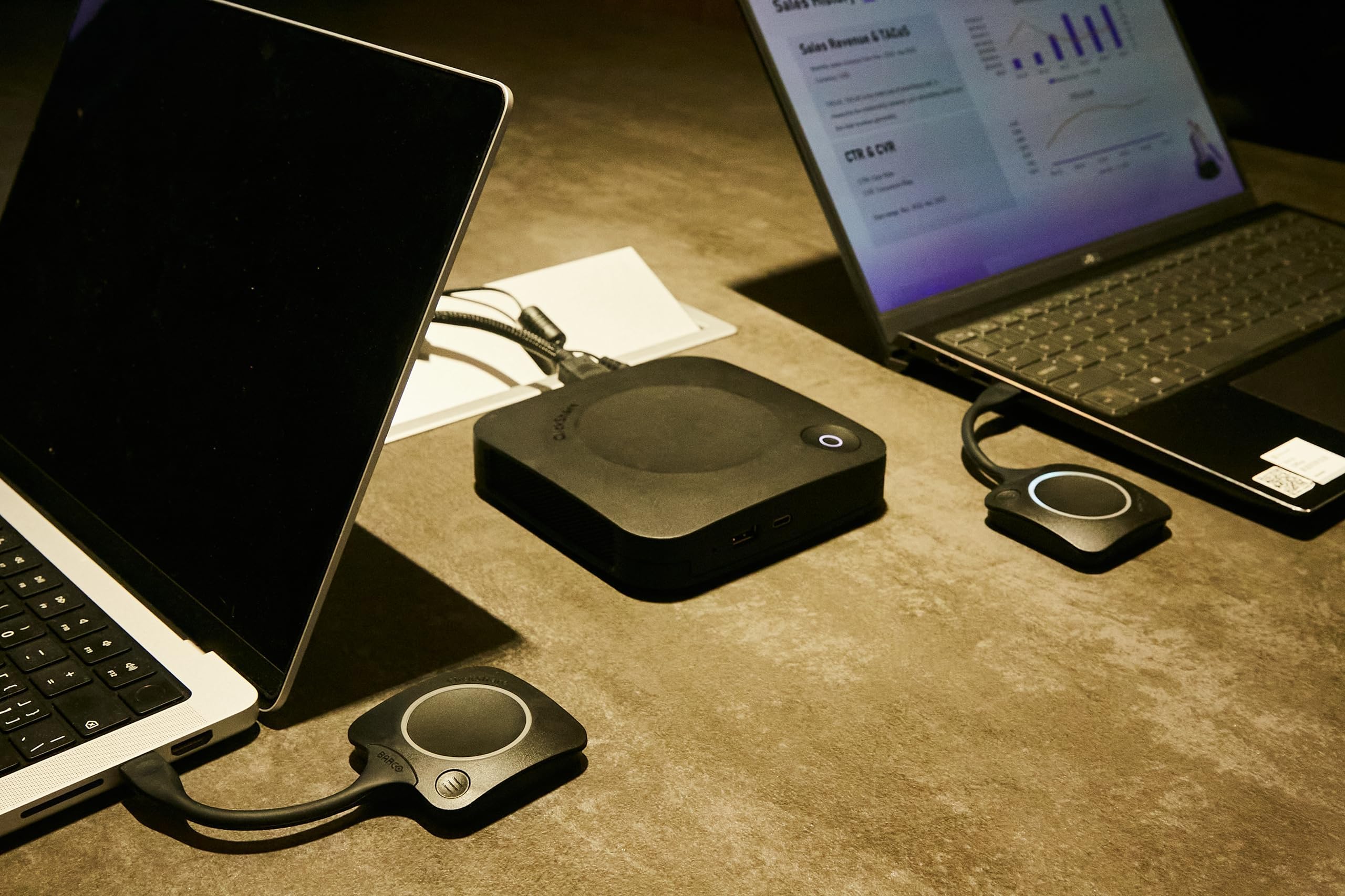 Snapklik.com : Bundle Containing Barco ClickShare CX-30, Effortless ...