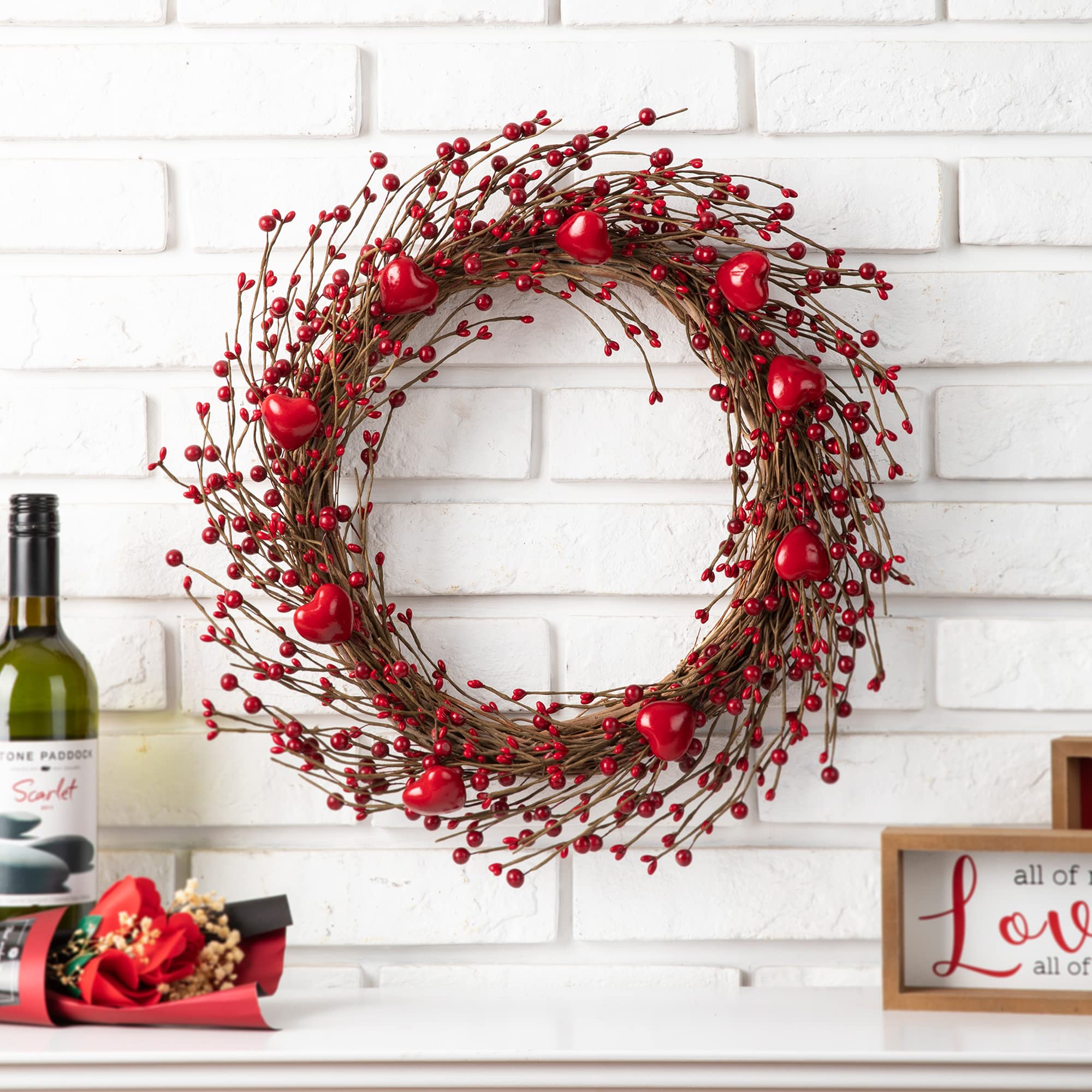 Amazon.com: Glitzhome 18" D Artificial Red Heart Berry Wreath Romantic ...