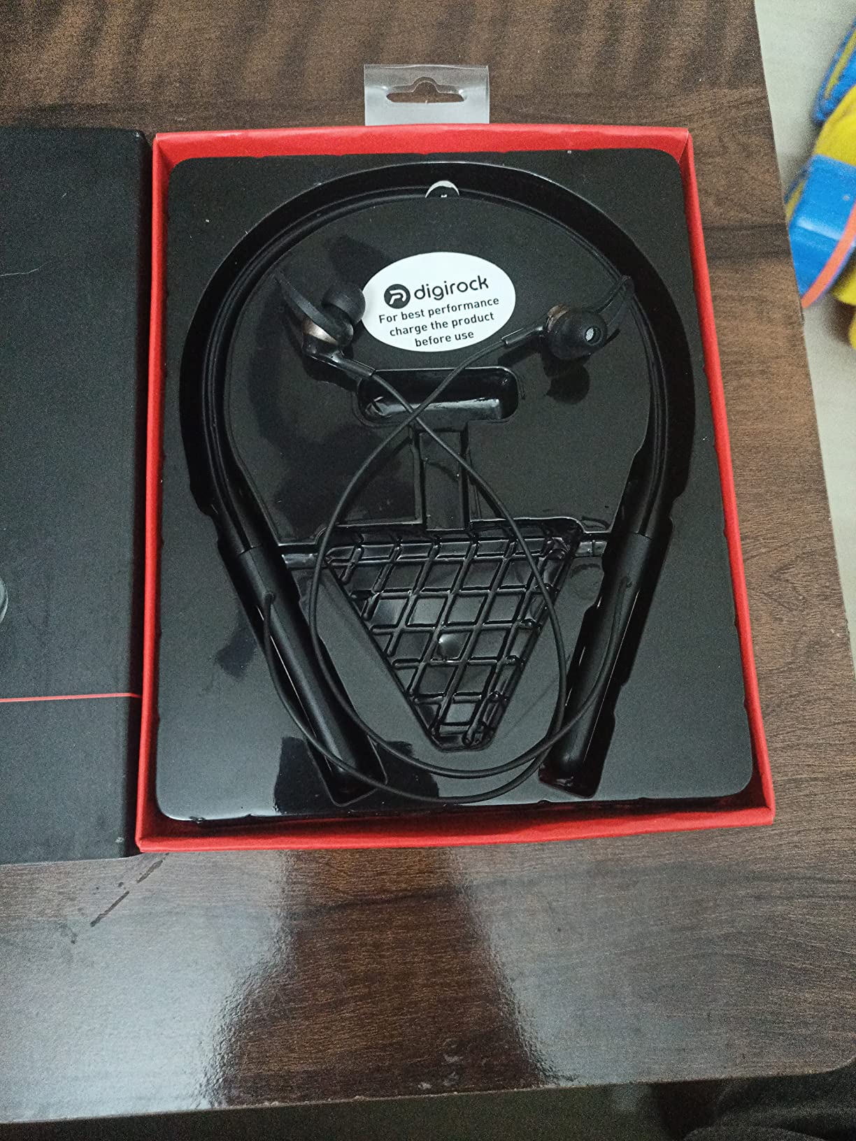 digirock NB403 (Silver) with Extra bass with Surround Sound, 25 Hours ...