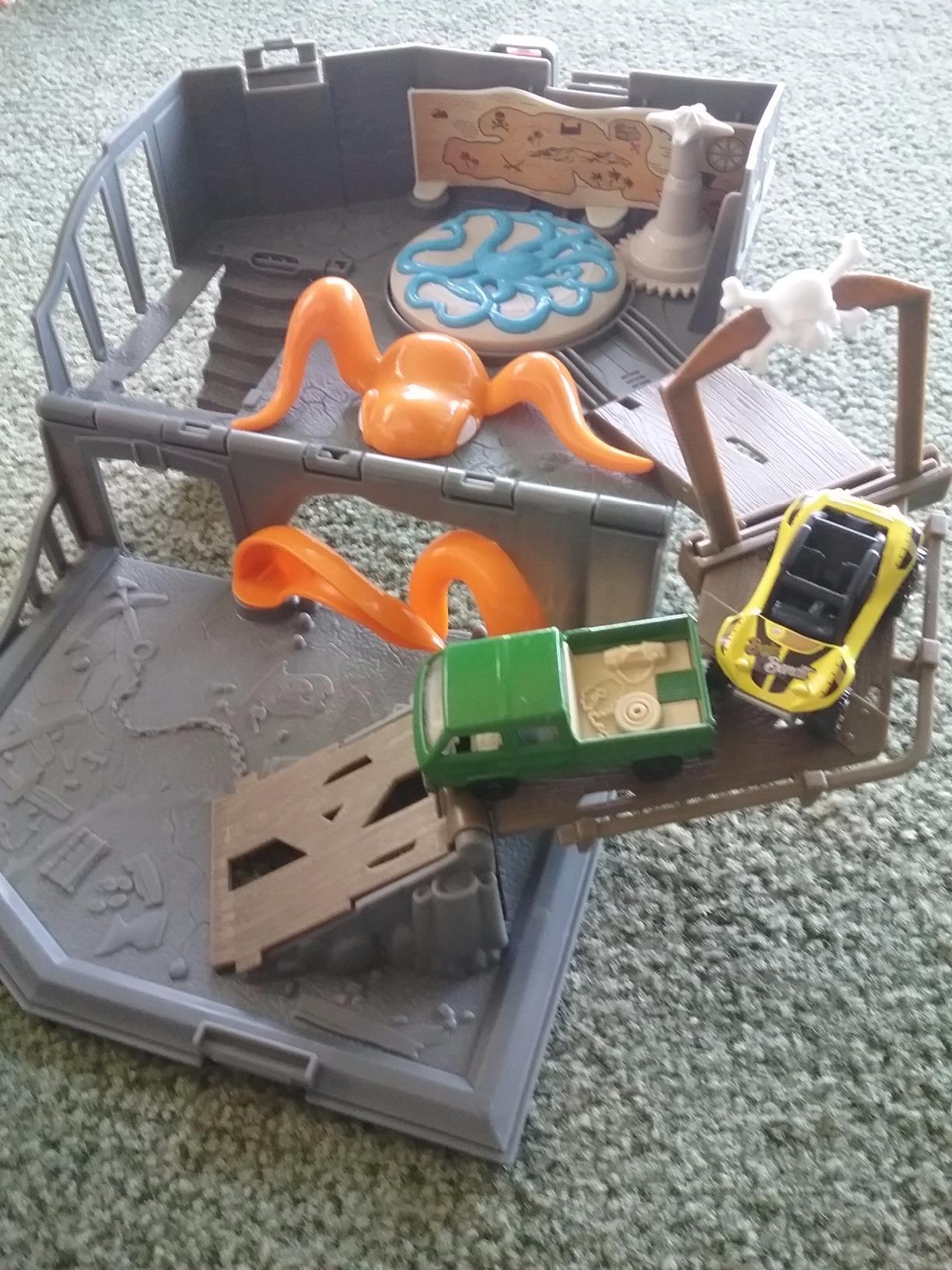 Amazon.com: Matchbox Ahoy Adventure! Playset : Toys & Games