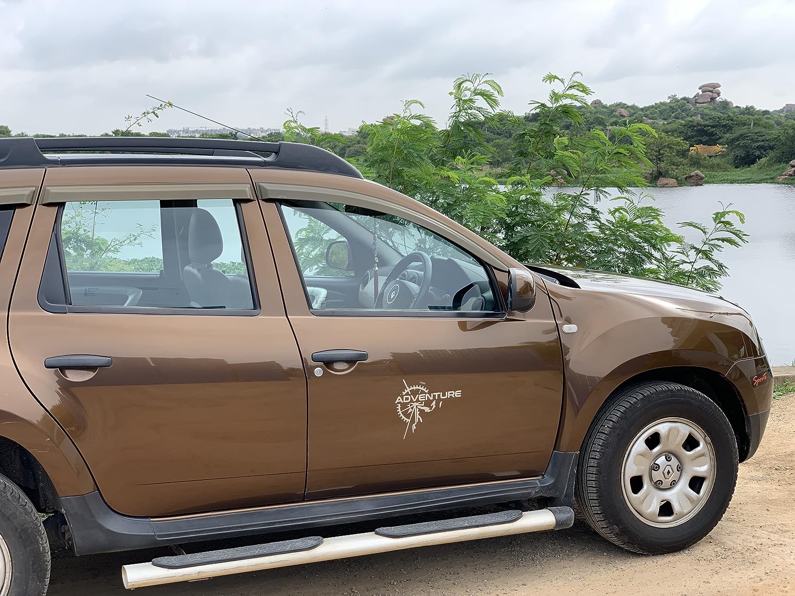 ISEE 360® Renault Duster Car Stickers Adventures Exterior Hood Rear ...