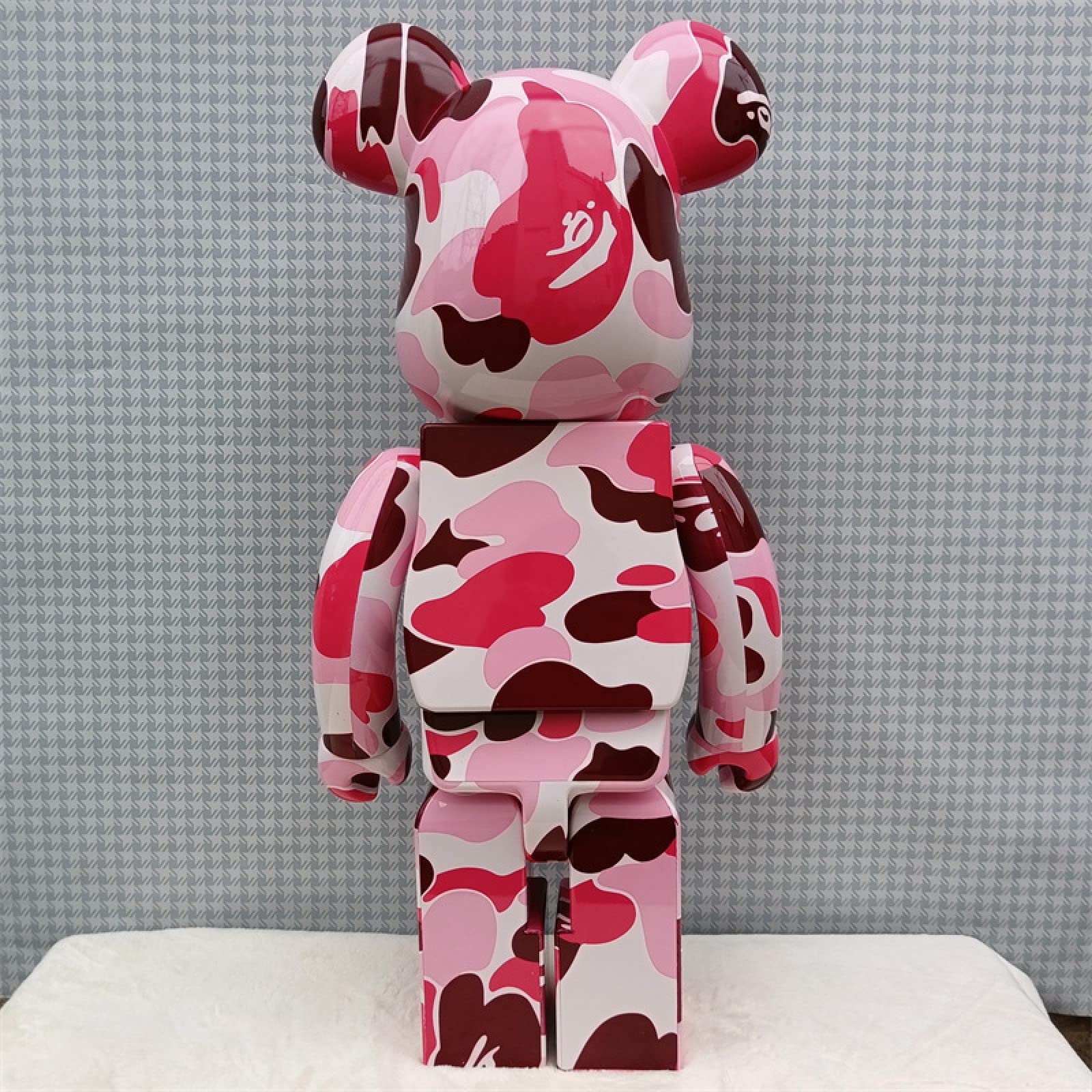IPKIKI Fashion Bearbrick, 400% BAPE Pink Violent Bear Building Blocks ...