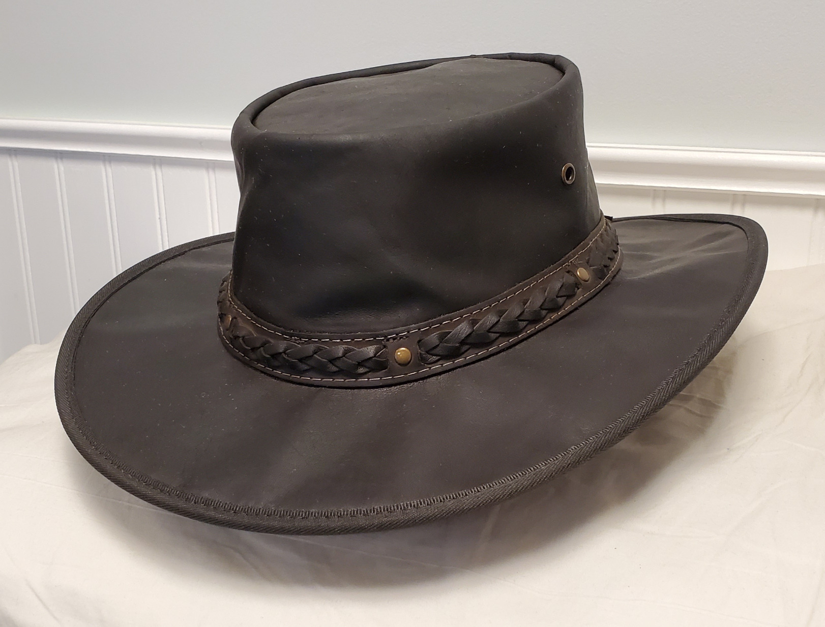 Barmah Hats Crackle Kangaroo Leather Hat - Item 1018 at Amazon Men’s ...