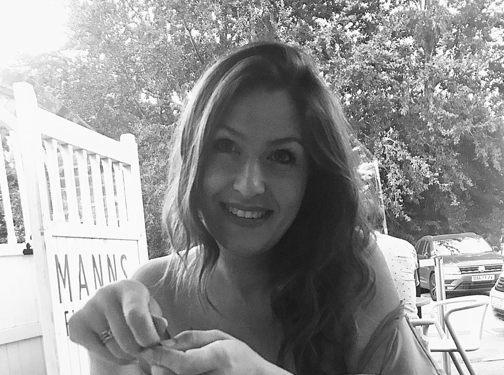 Amazon.co.uk: Danielle Davis: books, biography, latest update