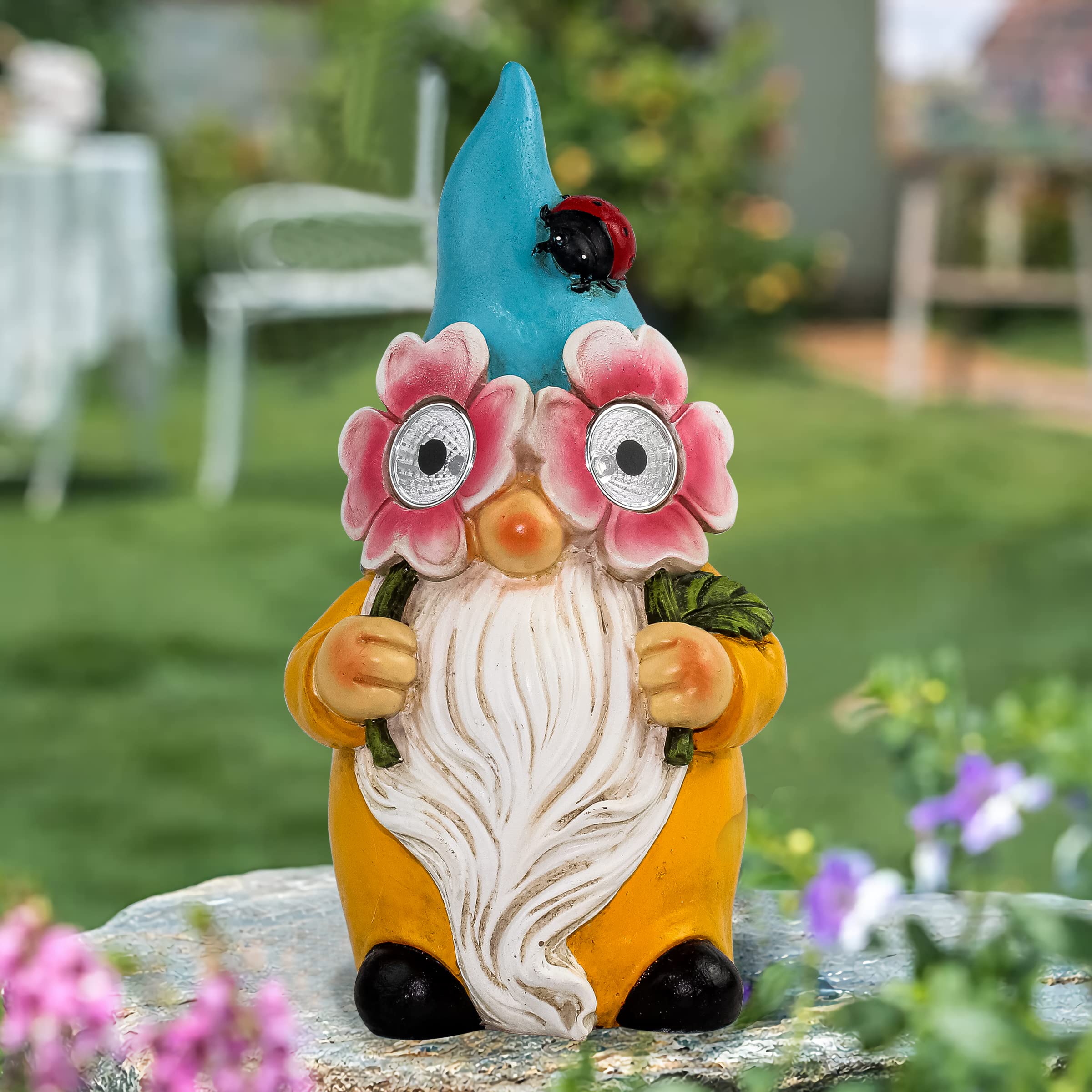 EPTUEGA Garden Gnome Statue - 8.34'' Resin Gnome Figurine with Solar ...