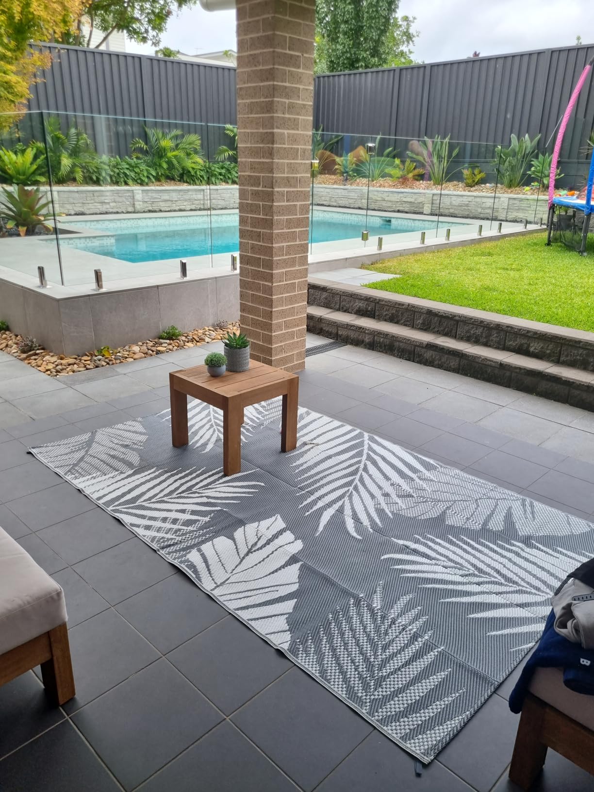 Jabykare Palm Leaf Outdoor Rug Waterproof for Patios Clearance ...