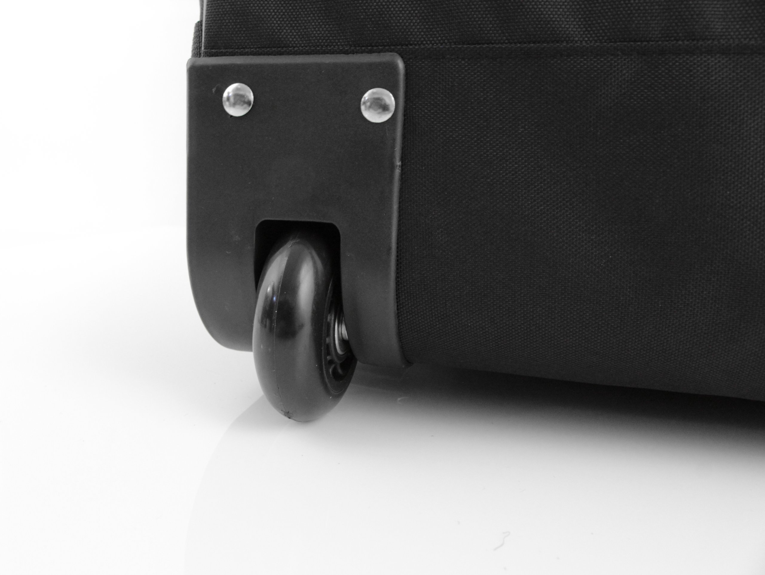 Cabin Max Berlin Lightweight Max Allowance Expandable Carry On Cabin Max Berlin Lightweight Max Allowance Expandable Carry On