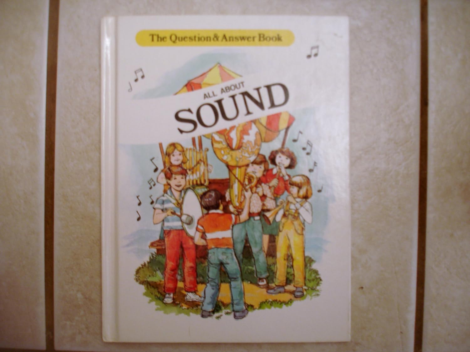 All About Sound (Question and Answer Book): Knight, David C ...