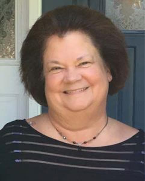 Amazon.com: Five Beneath Philly: 9781532027345: Richmond, Tom, Bandy ...