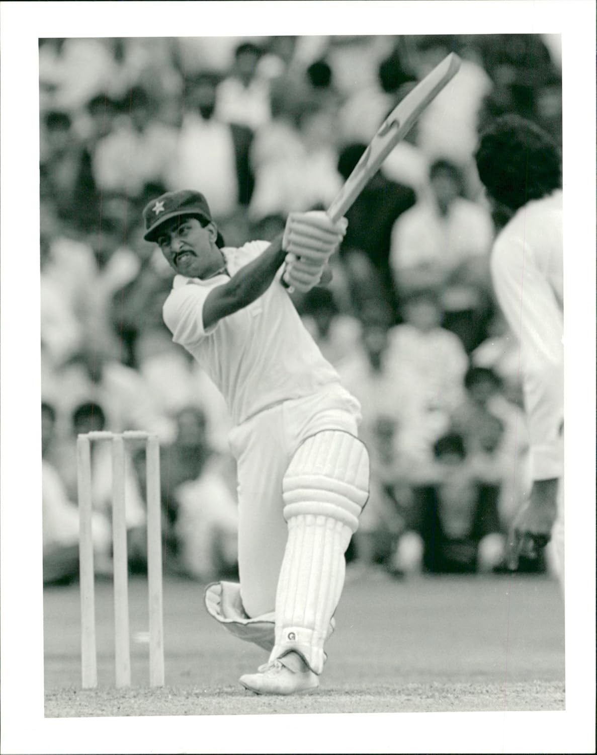 Amazon.com: Mikael Samuelson, Singer and Actor. - Vintage Press Photo ...