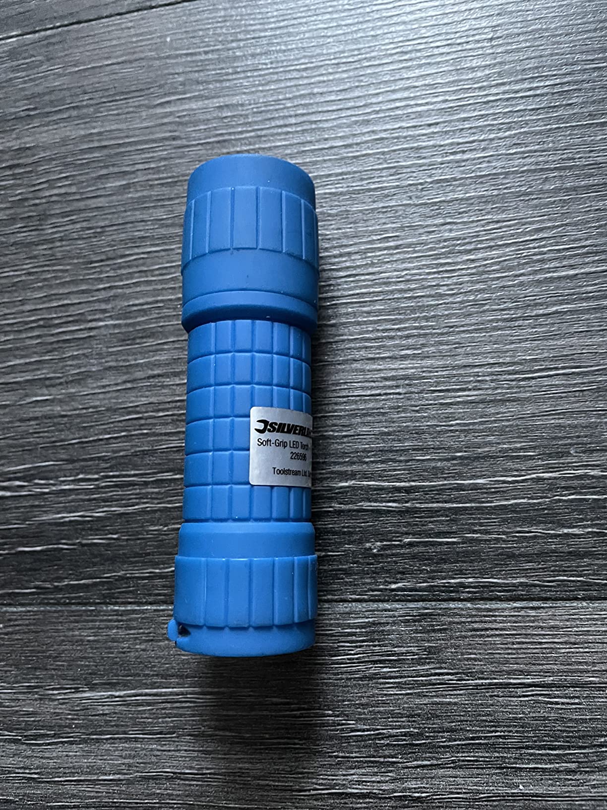 Silverline LED Soft-Grip Torch 9 LED (226596) : Amazon.co.uk: DIY & Tools