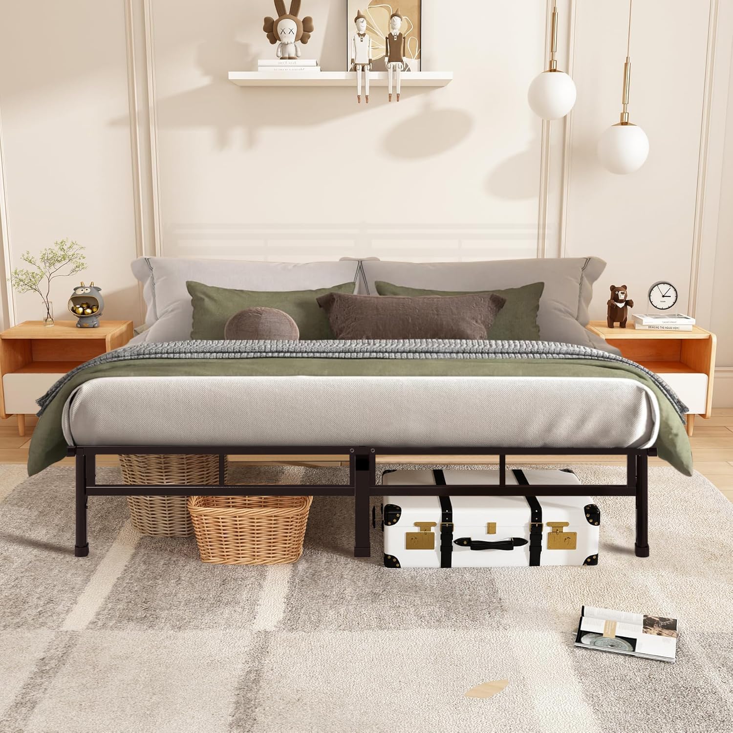 Metal Bed Frame-Simple and Atmospheric Metal Platform Bed Frame ...