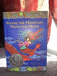 Amazon.com: Where the Mountain Meets the Moon: 9780316038638: Lin ...