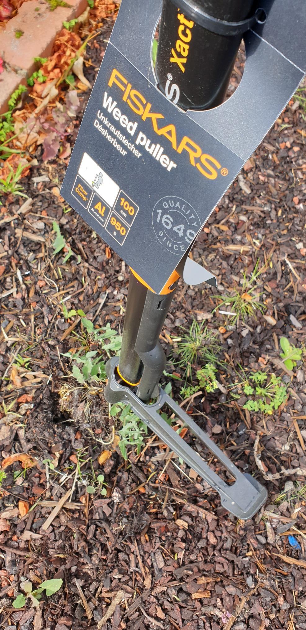 Fiskars Xact Weed Puller, Black/Orange : Amazon.com.au: Garden