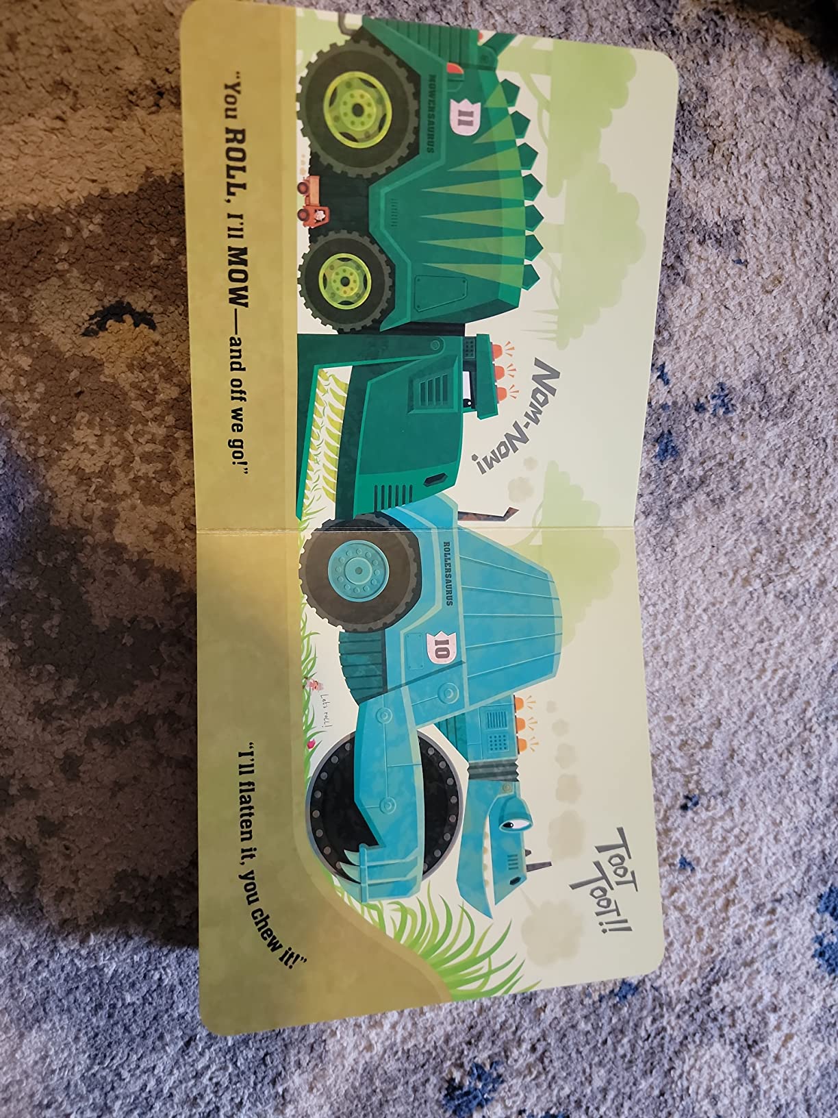 Diggersaurs Explore: Whaite, Michael: 9781984850171: Amazon.com: Books