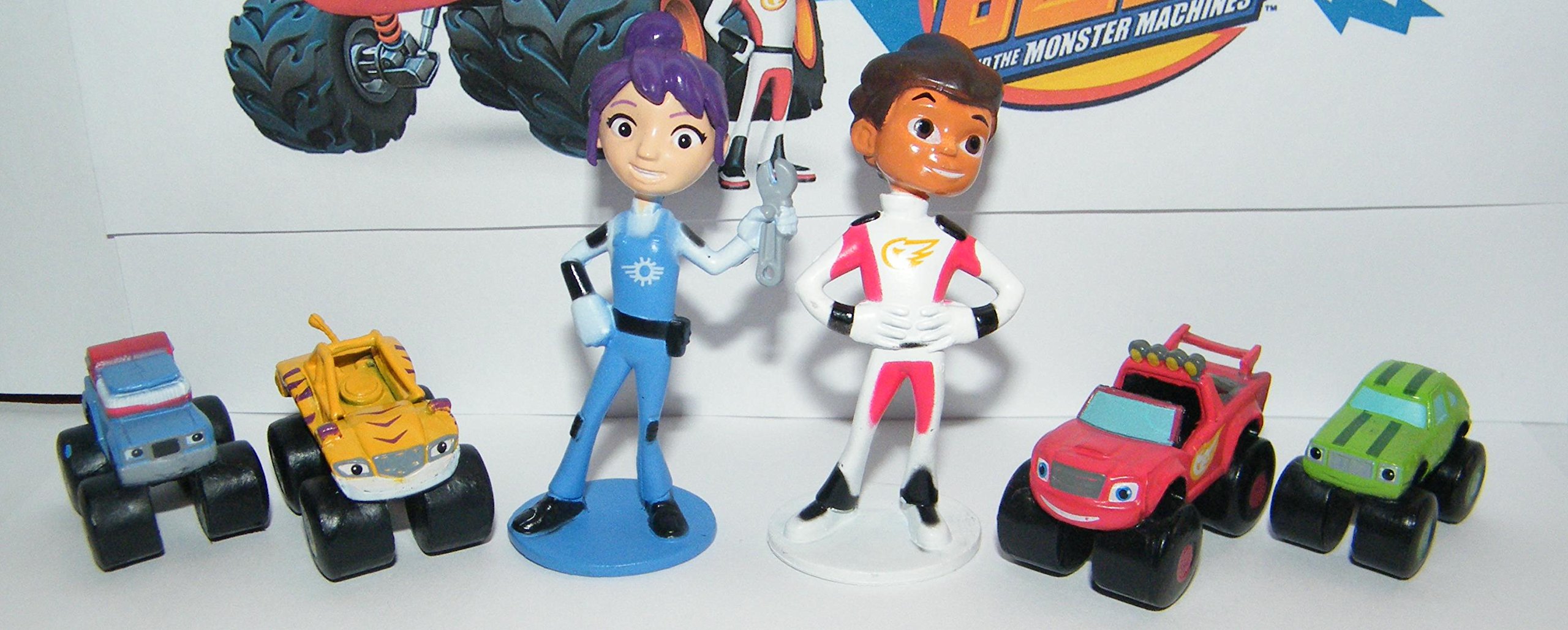 PARK AVE Blaze and The Monster Machines Birthday Deluxe Mini Cake ...