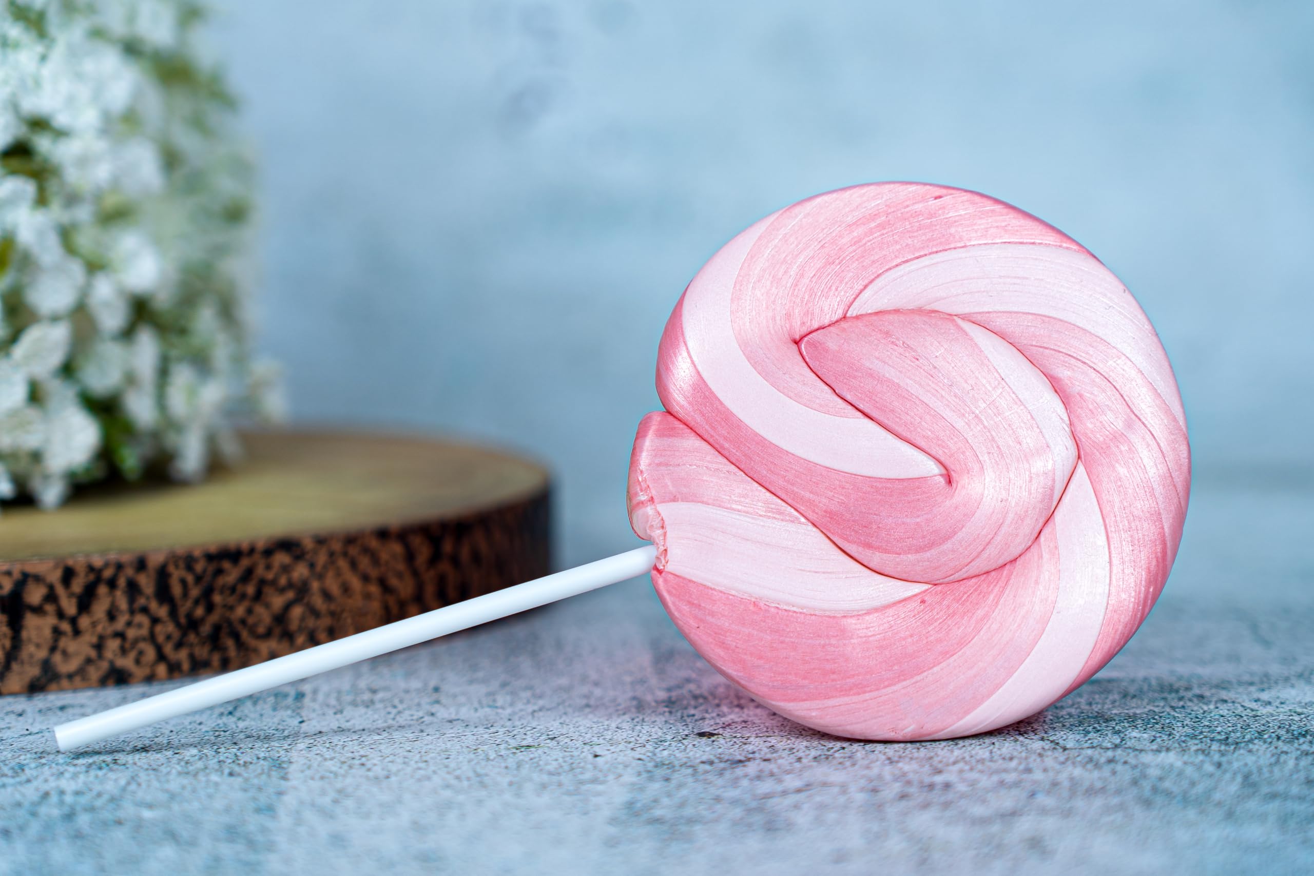 Pink And Purple Swirl Lollipops