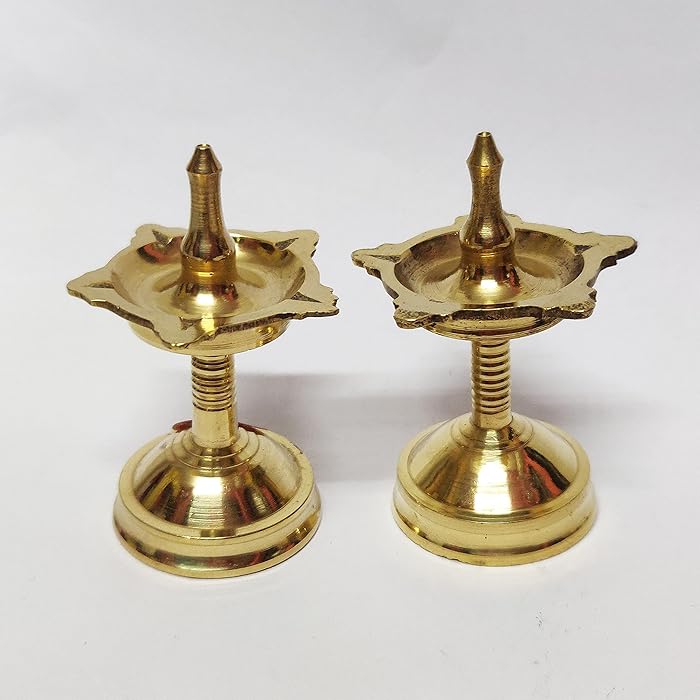 Buy RACE MINDS Traditional Brass Kerala Star Nilavilakku Diya Lamp Oil ...